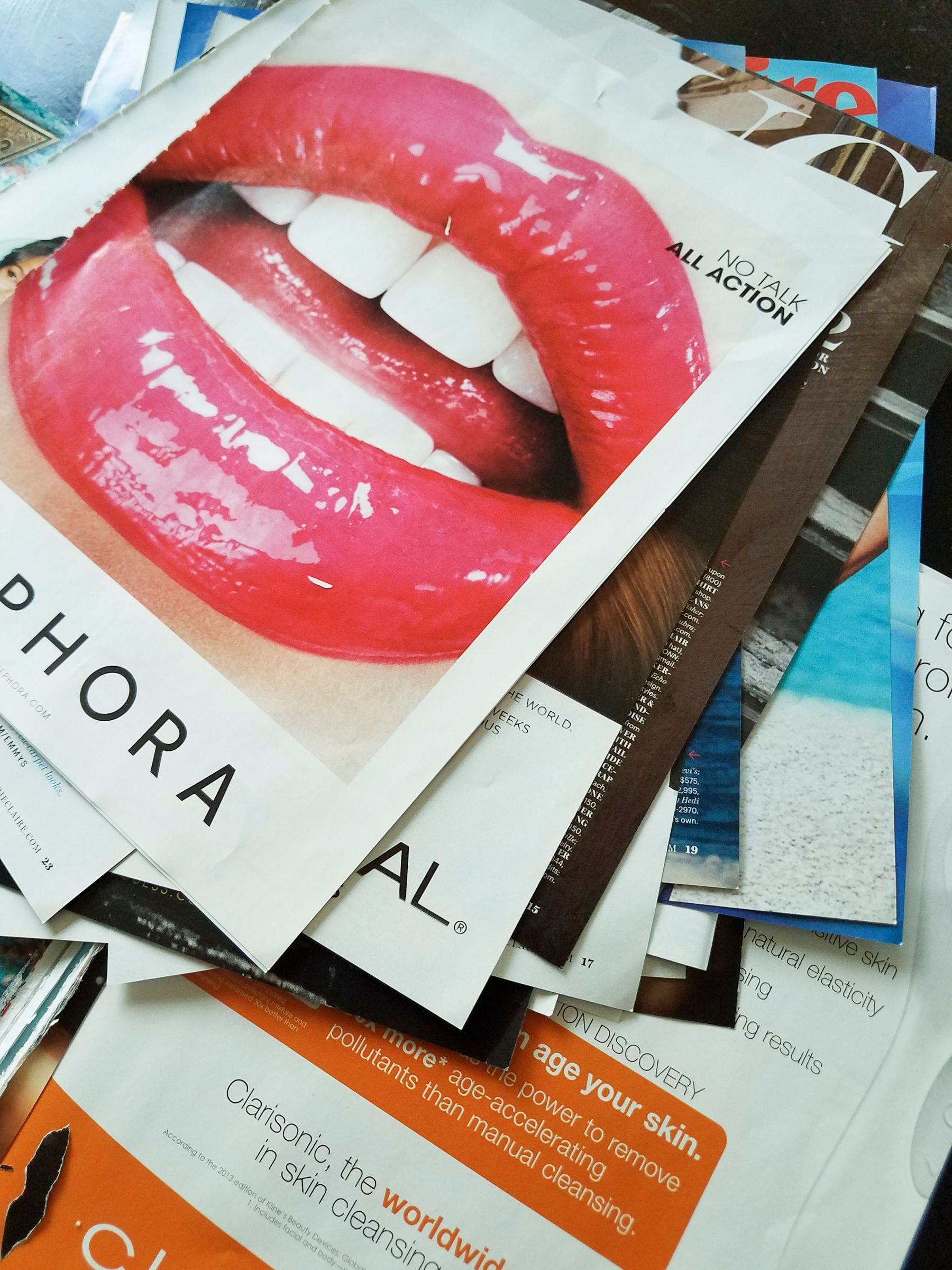 Paper Dress From Old Magazines : 12 Steps (with Pictures) - Instructables