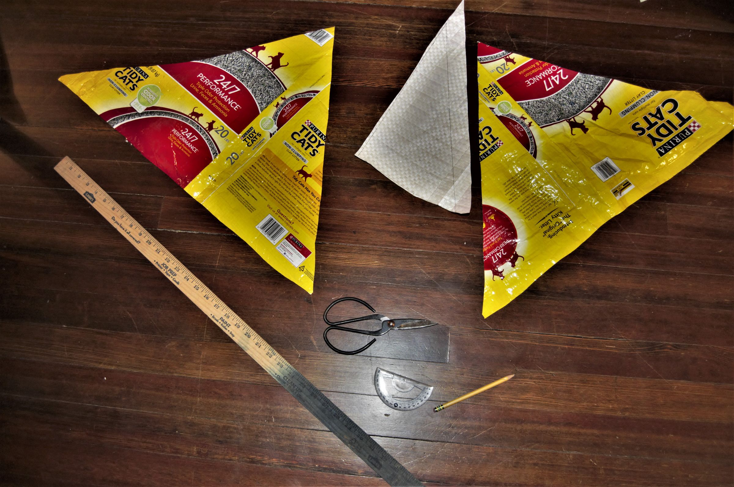 DIY Recycled Material Kite : 7 Steps (with Pictures) - Instructables