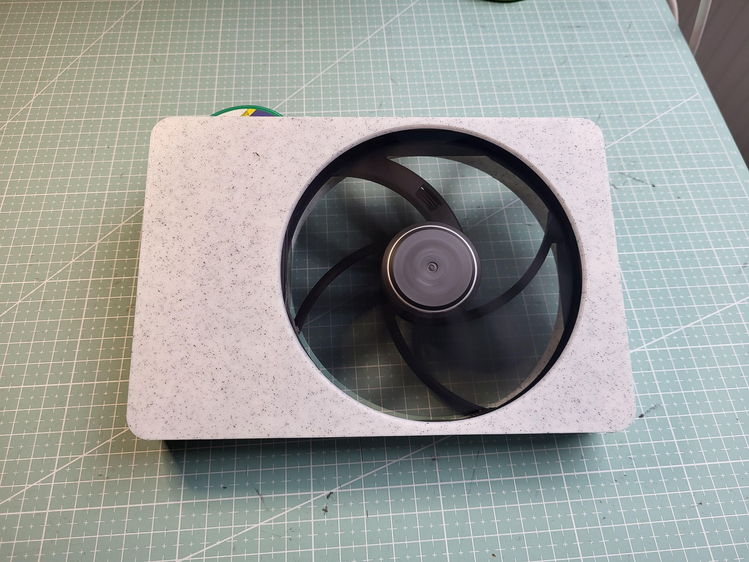 Portable Battery Powered Fan : 4 Steps (with Pictures) - Instructables