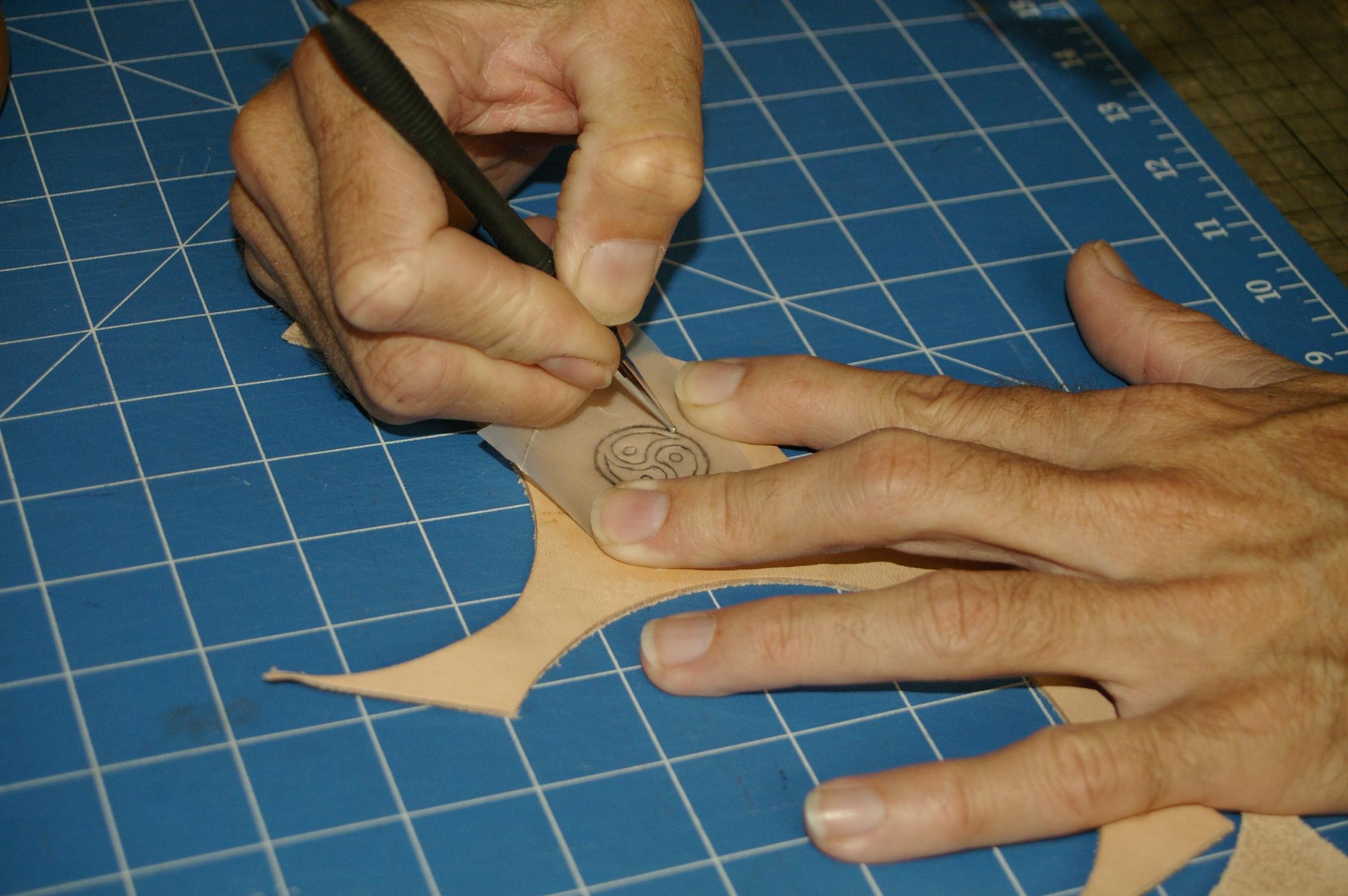 Homemade or Makeshift Tools to Make a Leather Pendant : 13 Steps (with ...