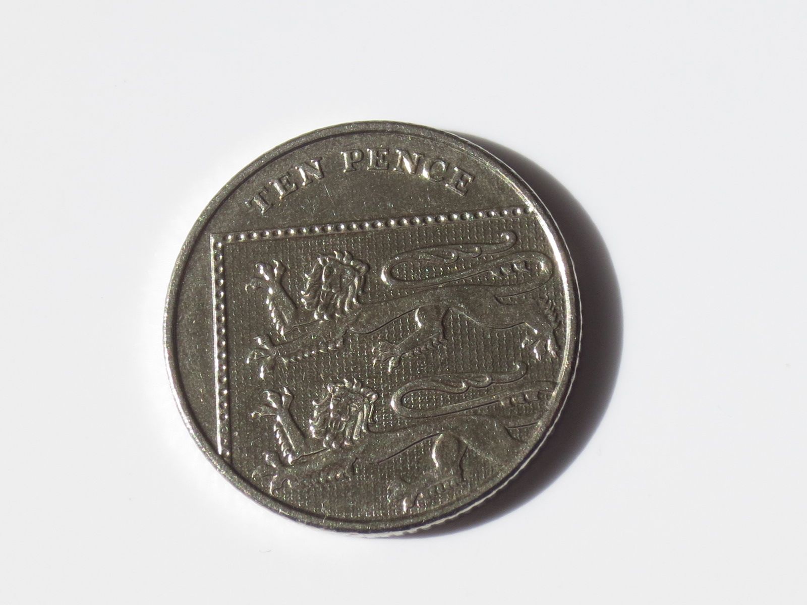 Make a Shield From the Patterns on Coins : 4 Steps (with Pictures ...