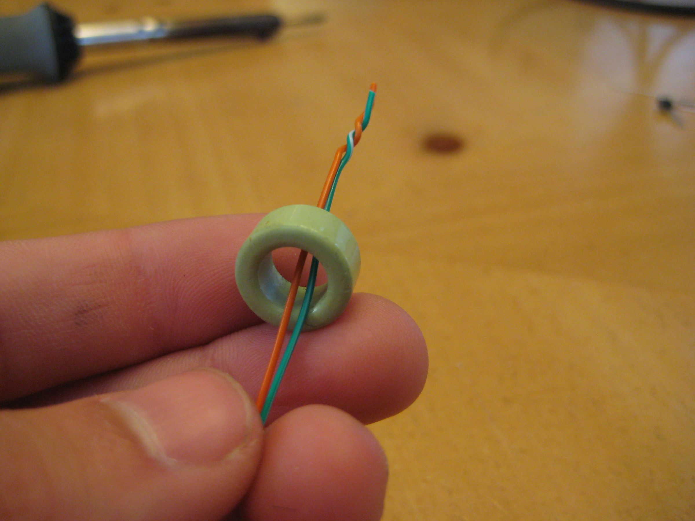 Make a Joule Thief : 4 Steps (with Pictures) - Instructables