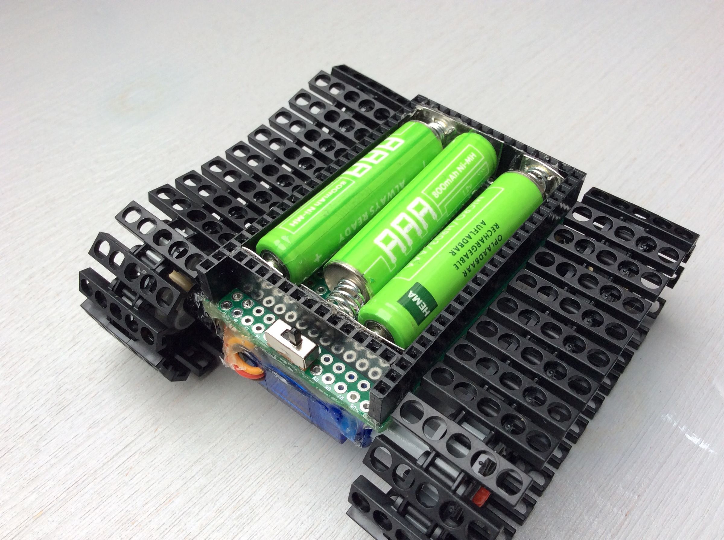 Tiny Smartphone Controlled Arduino Tank : 10 Steps (with Pictures ...