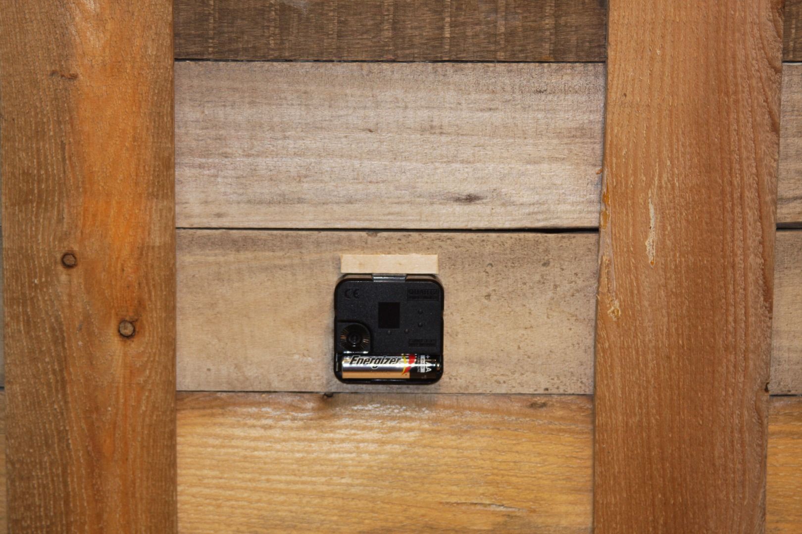 Wooden Pallet Wall Clock : 7 Steps (with Pictures) - Instructables