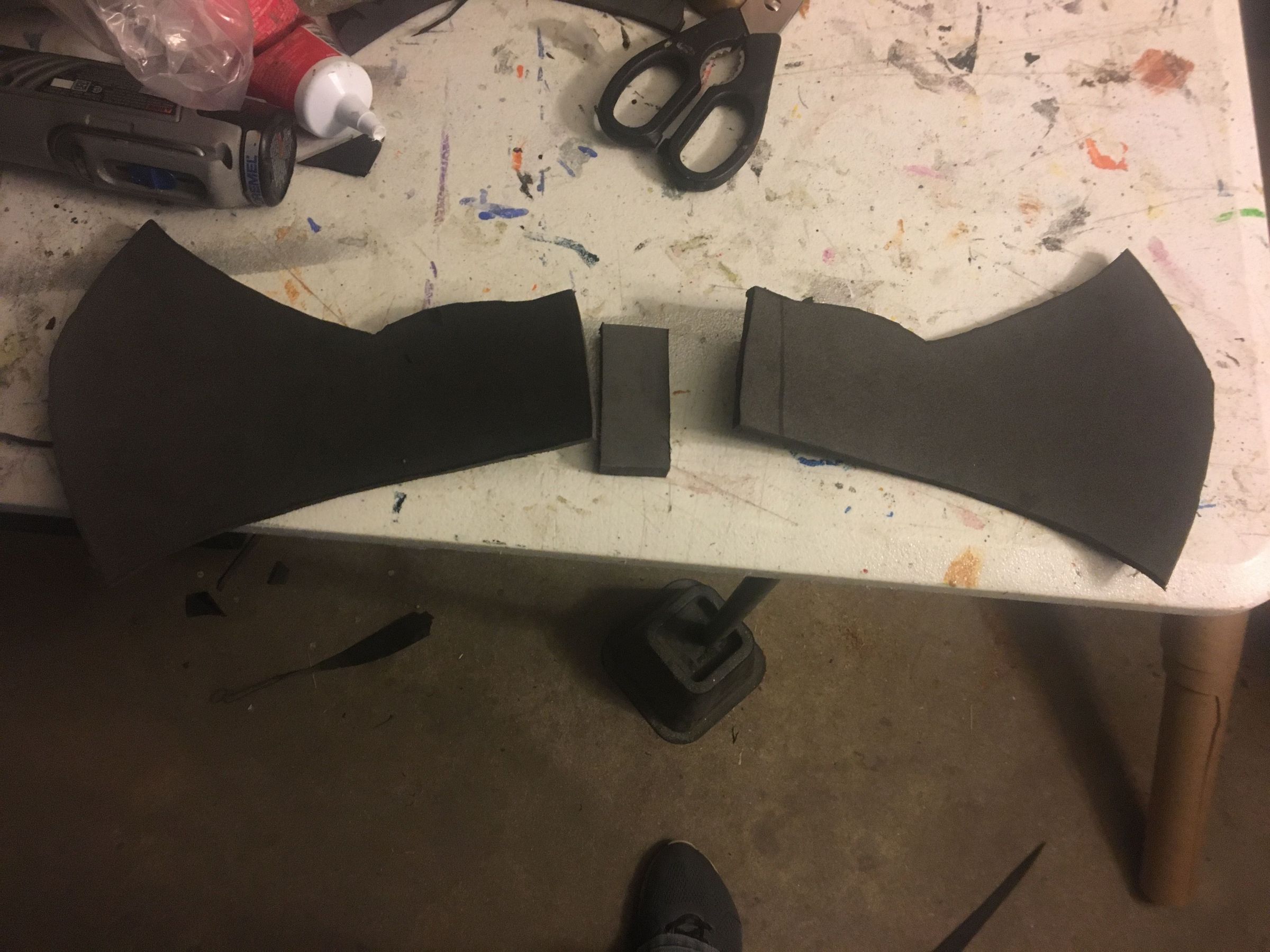 How to Make a Prop Axe : 8 Steps - Instructables