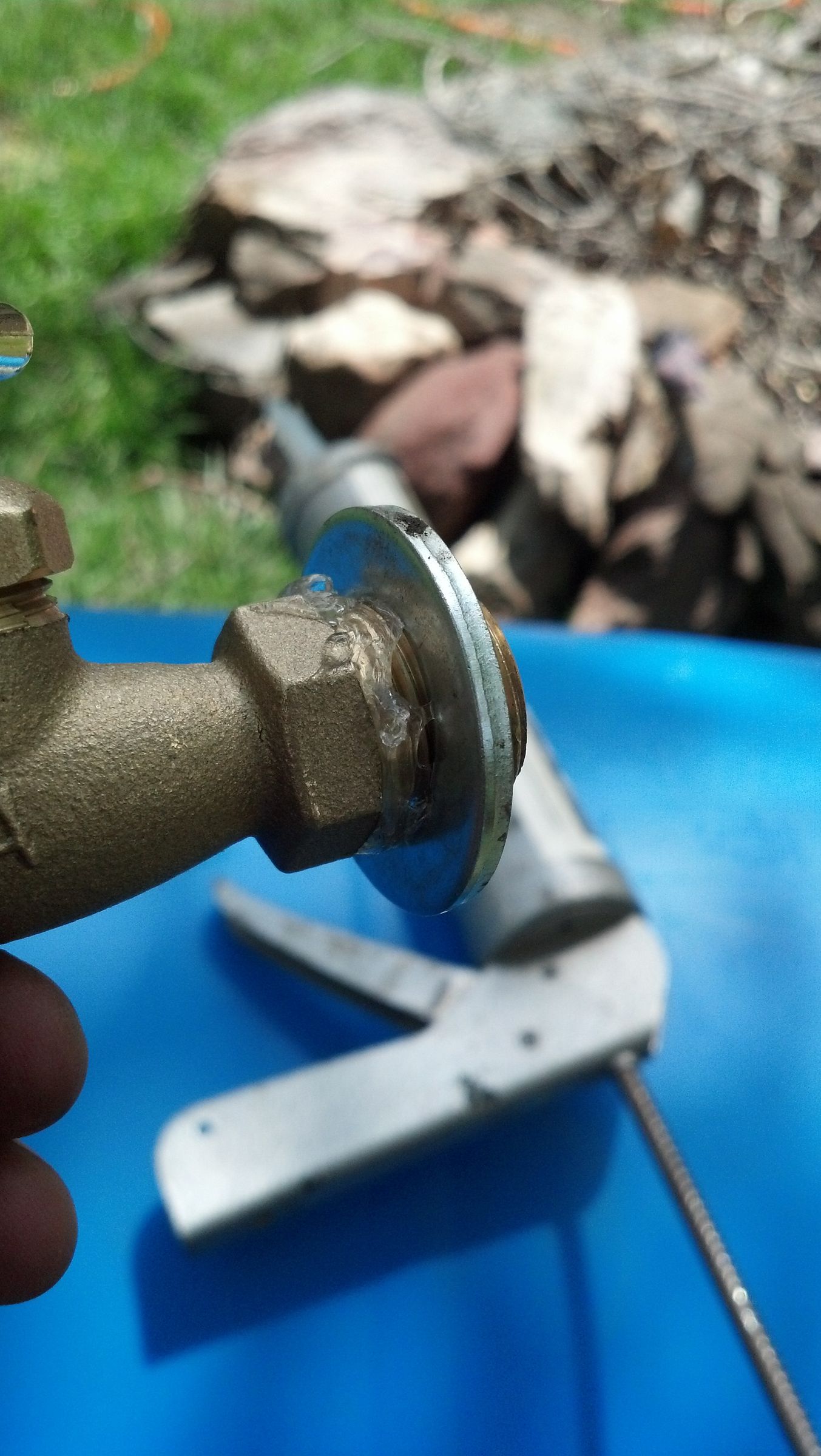 Rain Barrel Spigot : 6 Steps - Instructables