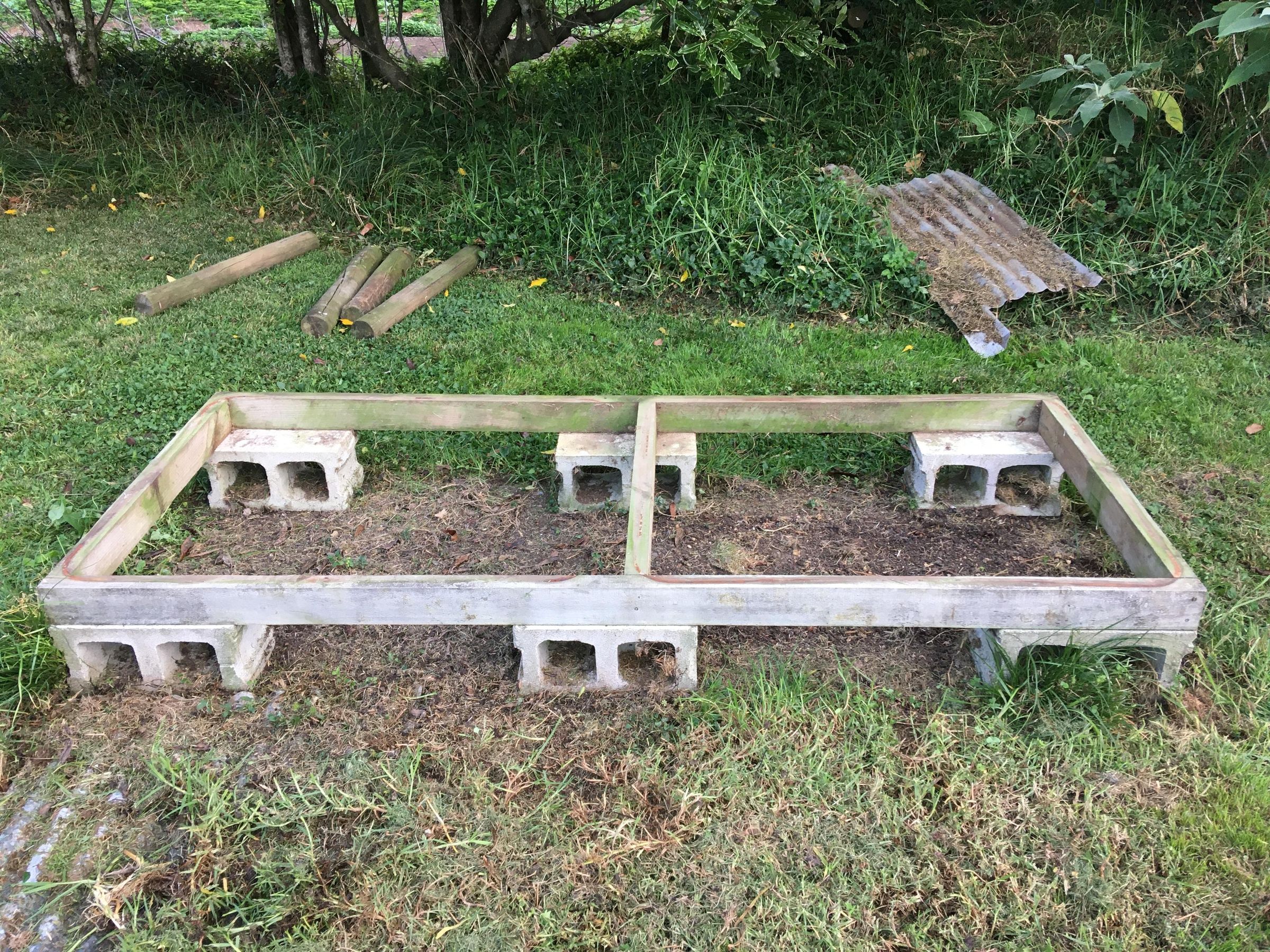 Firewood Storage From IBC Cages : 6 Steps (with Pictures) - Instructables