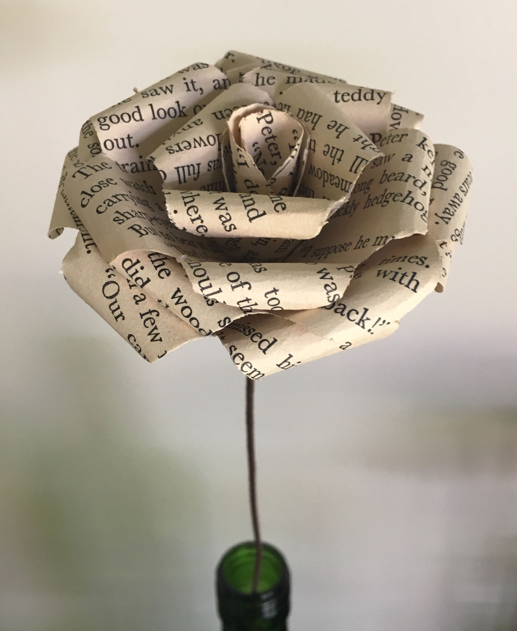 Book Page Roses : 5 Steps (with Pictures) - Instructables