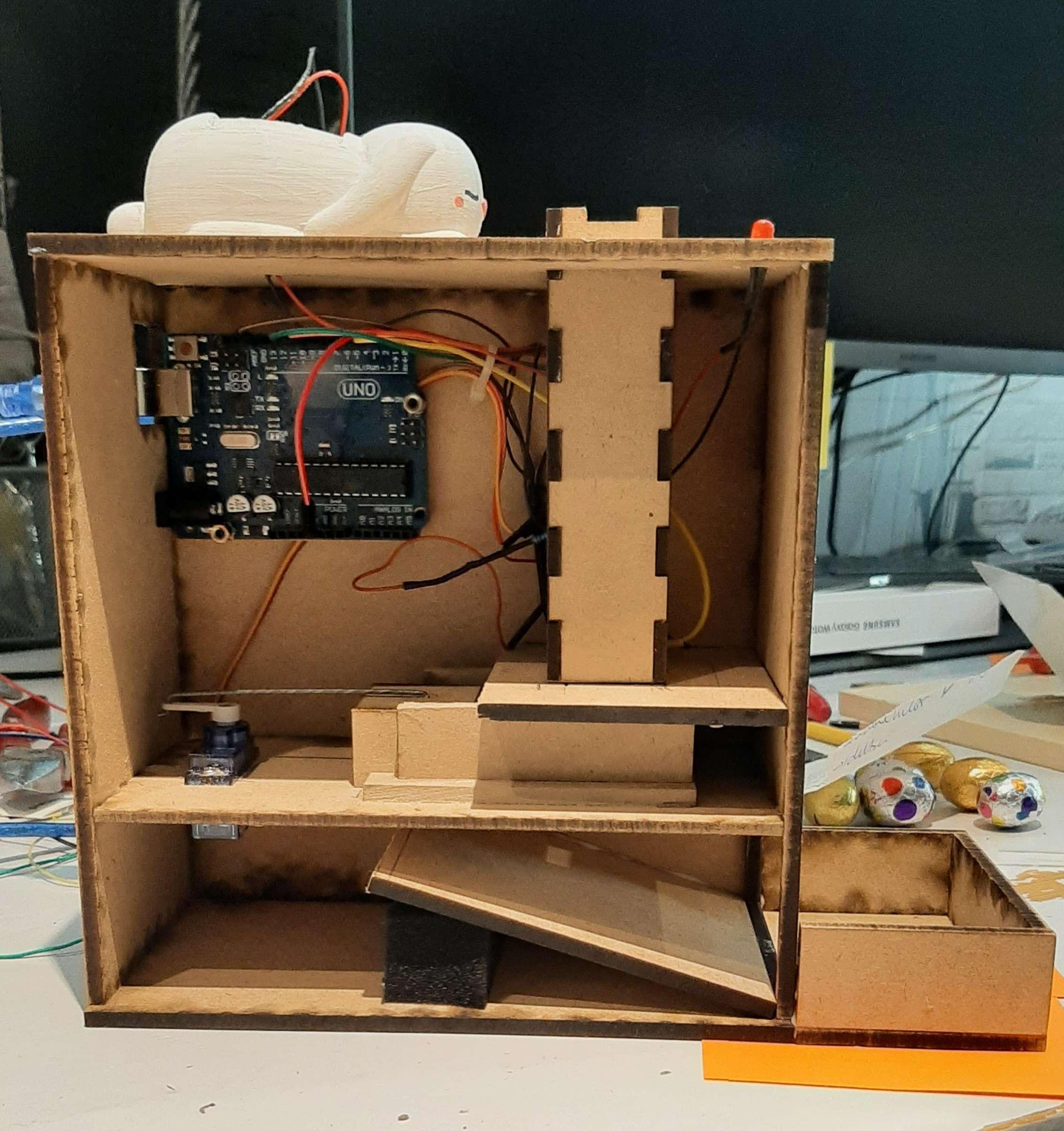 Chocoloate Egg Dispenser - Made With Arduino : 8 Steps (with Pictures ...