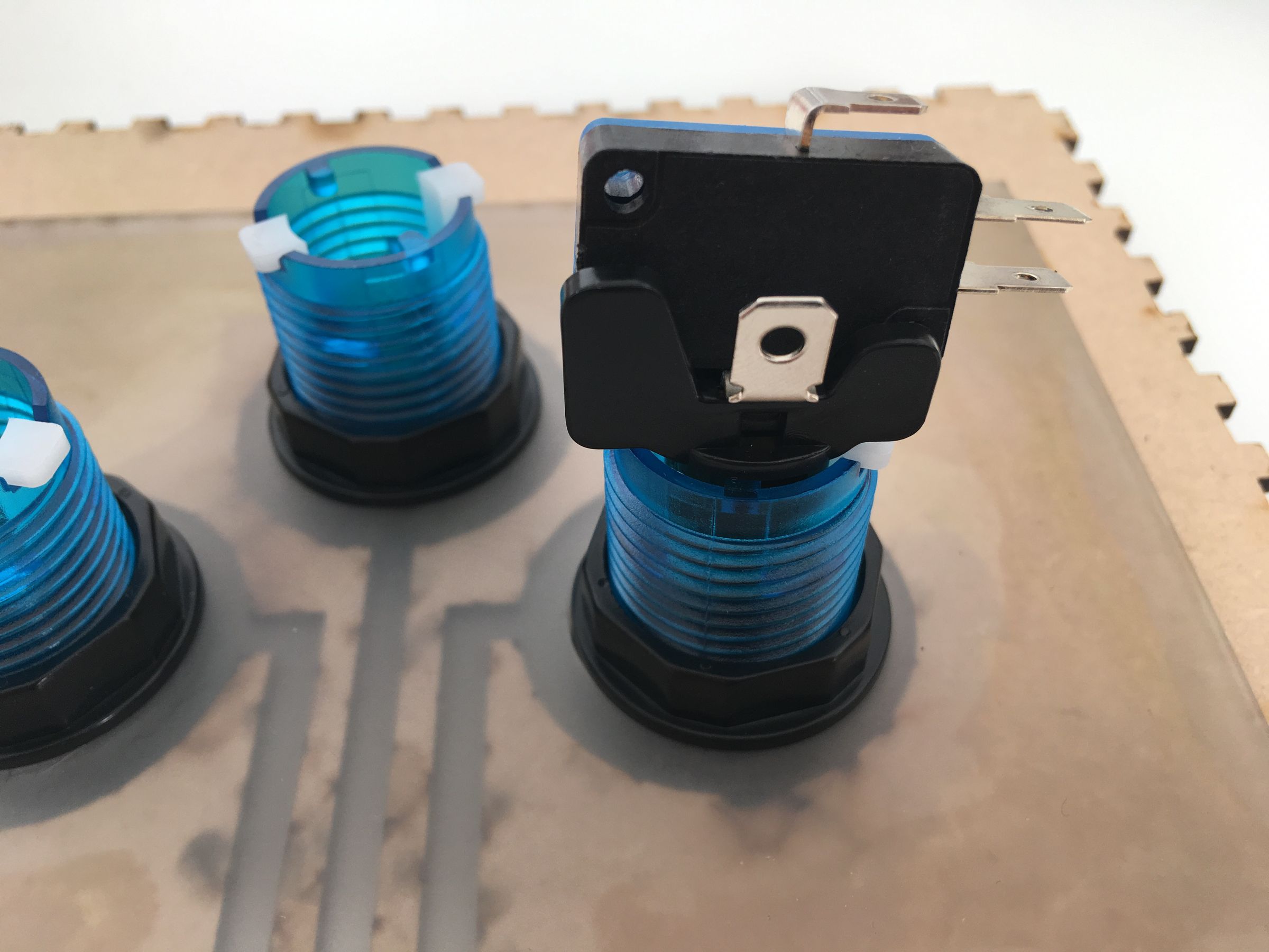 Plug and Play Arcade Buttons : 7 Steps (with Pictures) - Instructables