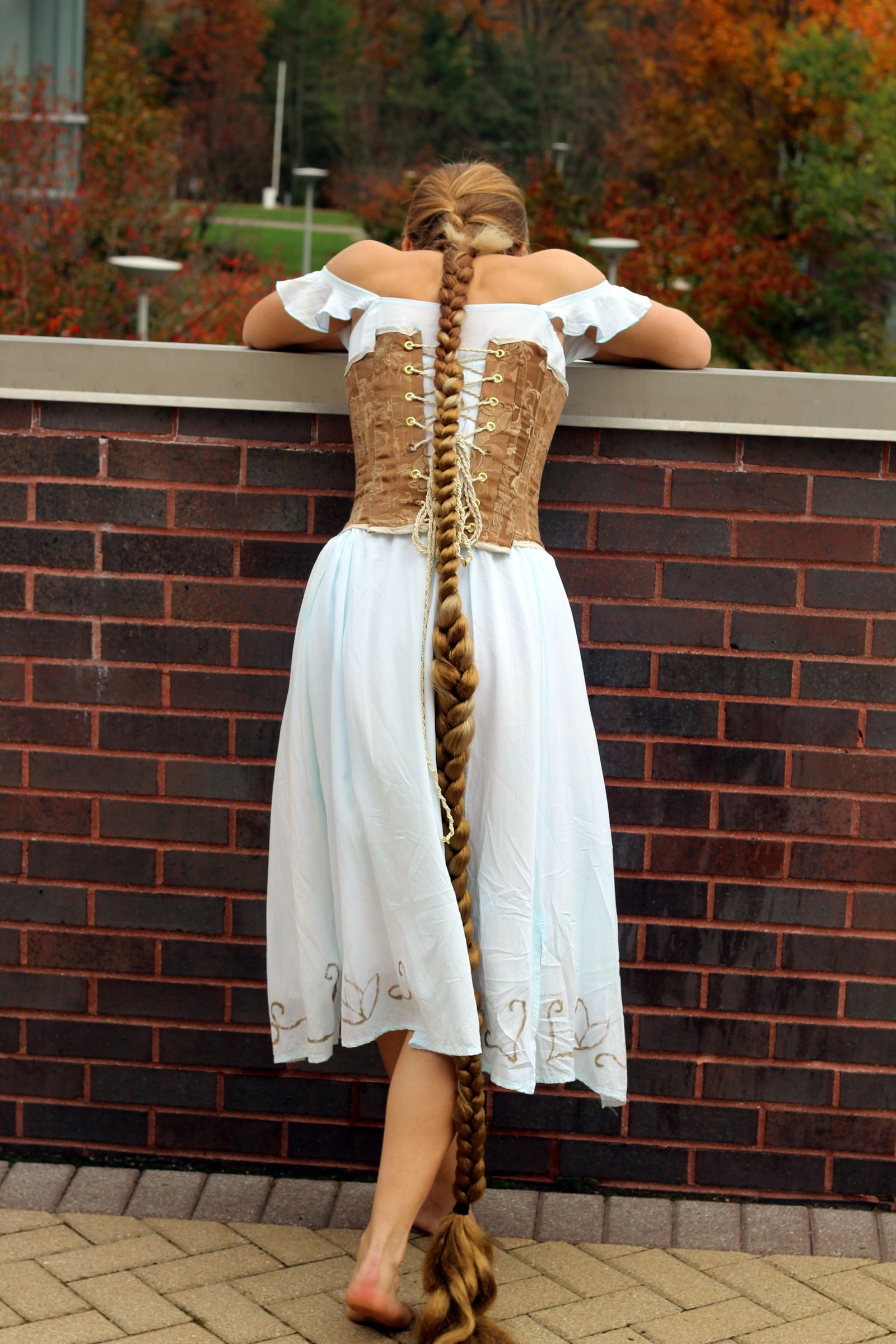 Surprisingly Easy Rapunzel Costume : 8 Steps (with Pictures ...