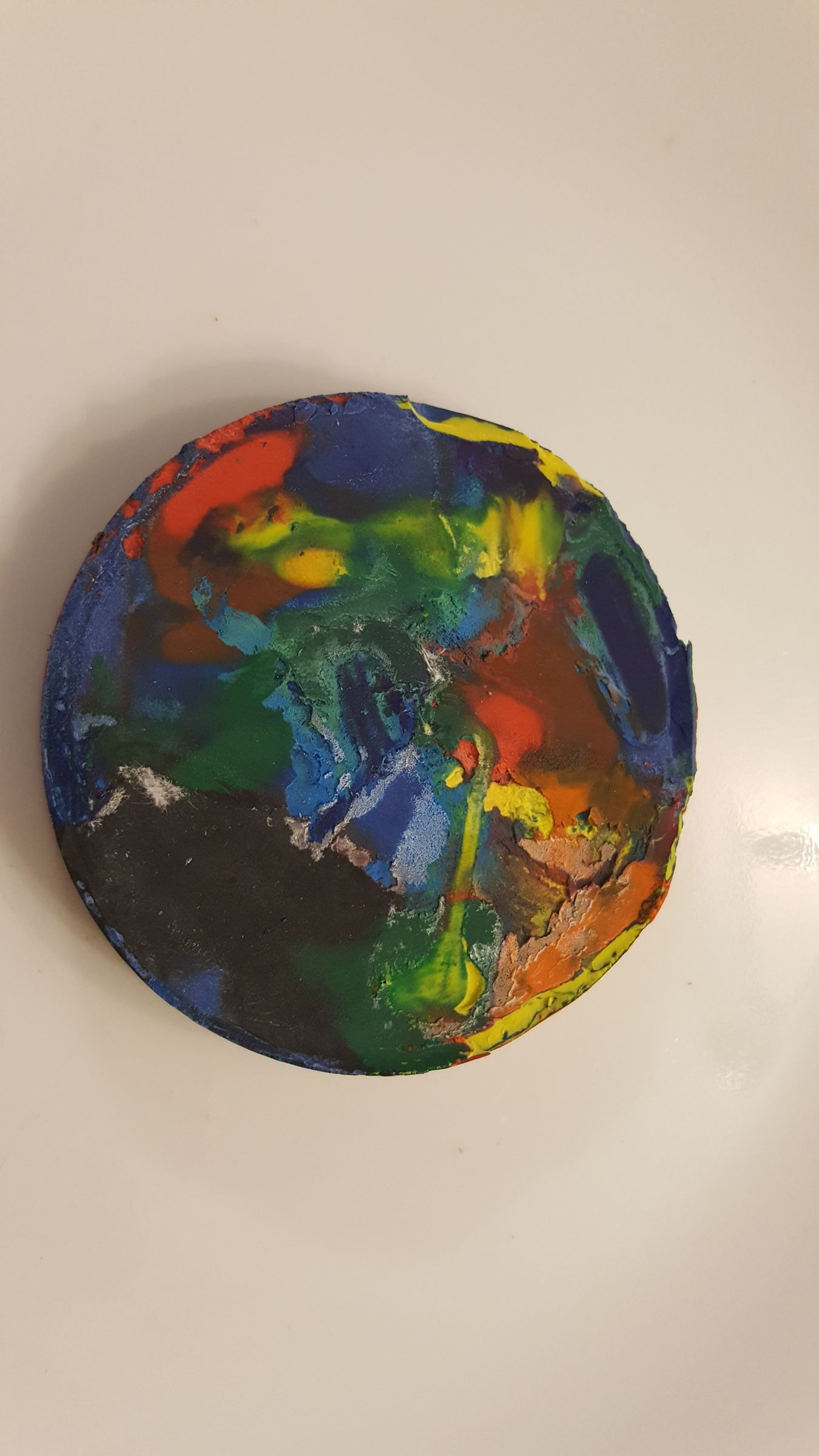 DIY : Multi-Colored Crayon Discs : 5 Steps - Instructables