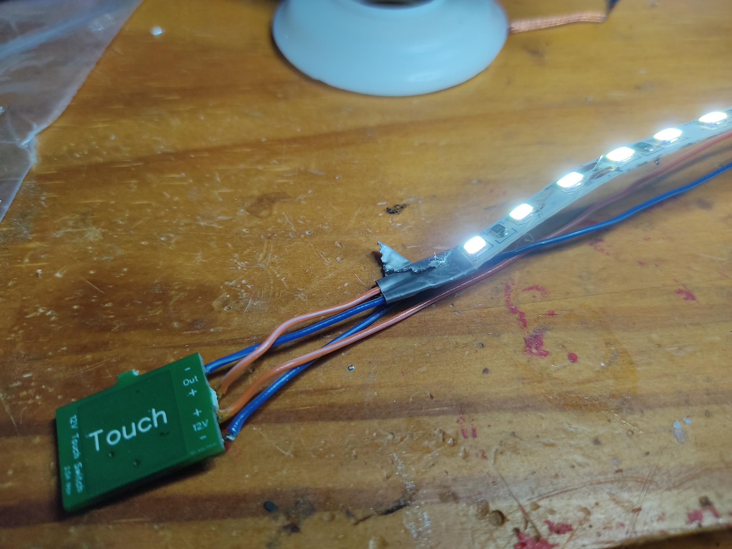 12V Capacitive Touch Switch : 11 Steps (with Pictures) - Instructables