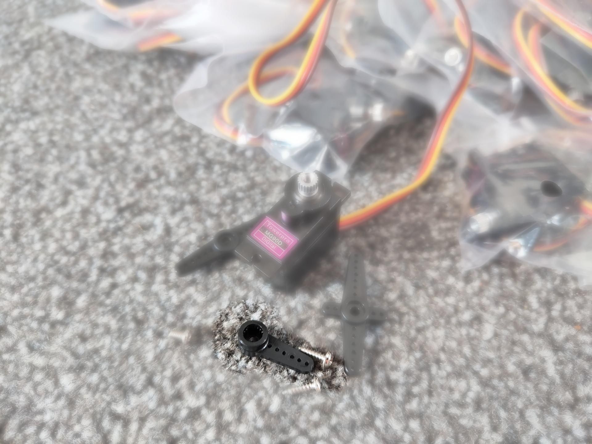 ESP32 Small Robot Dog (closed) : 7 Steps (with Pictures) - Instructables