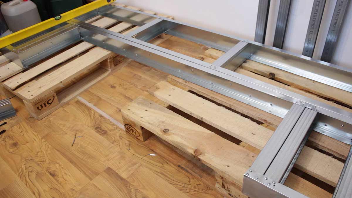 How-To Make a DIY Electronics Workbench : 3 Steps (with Pictures ...