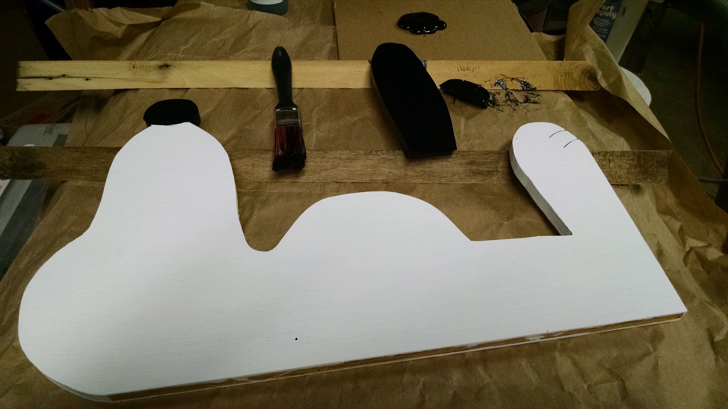 How to Make a Snoopy Doghouse Display Shelf : 10 Steps (with Pictures ...