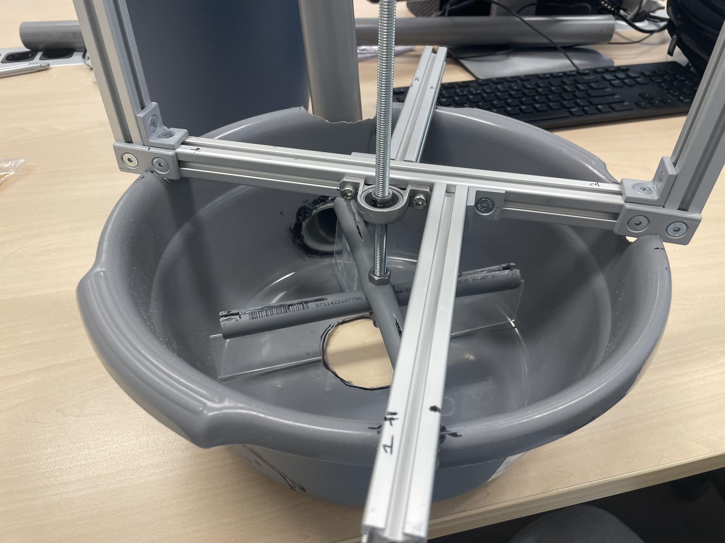 Water Turbine Generator : 4 Steps - Instructables