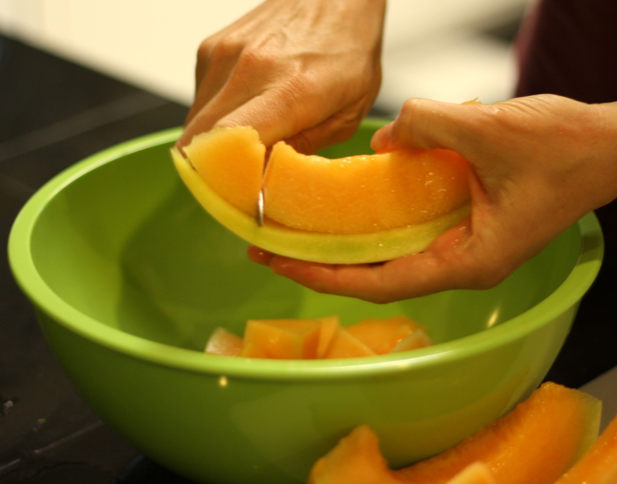 How to Cut a Melon : 7 Steps (with Pictures) - Instructables