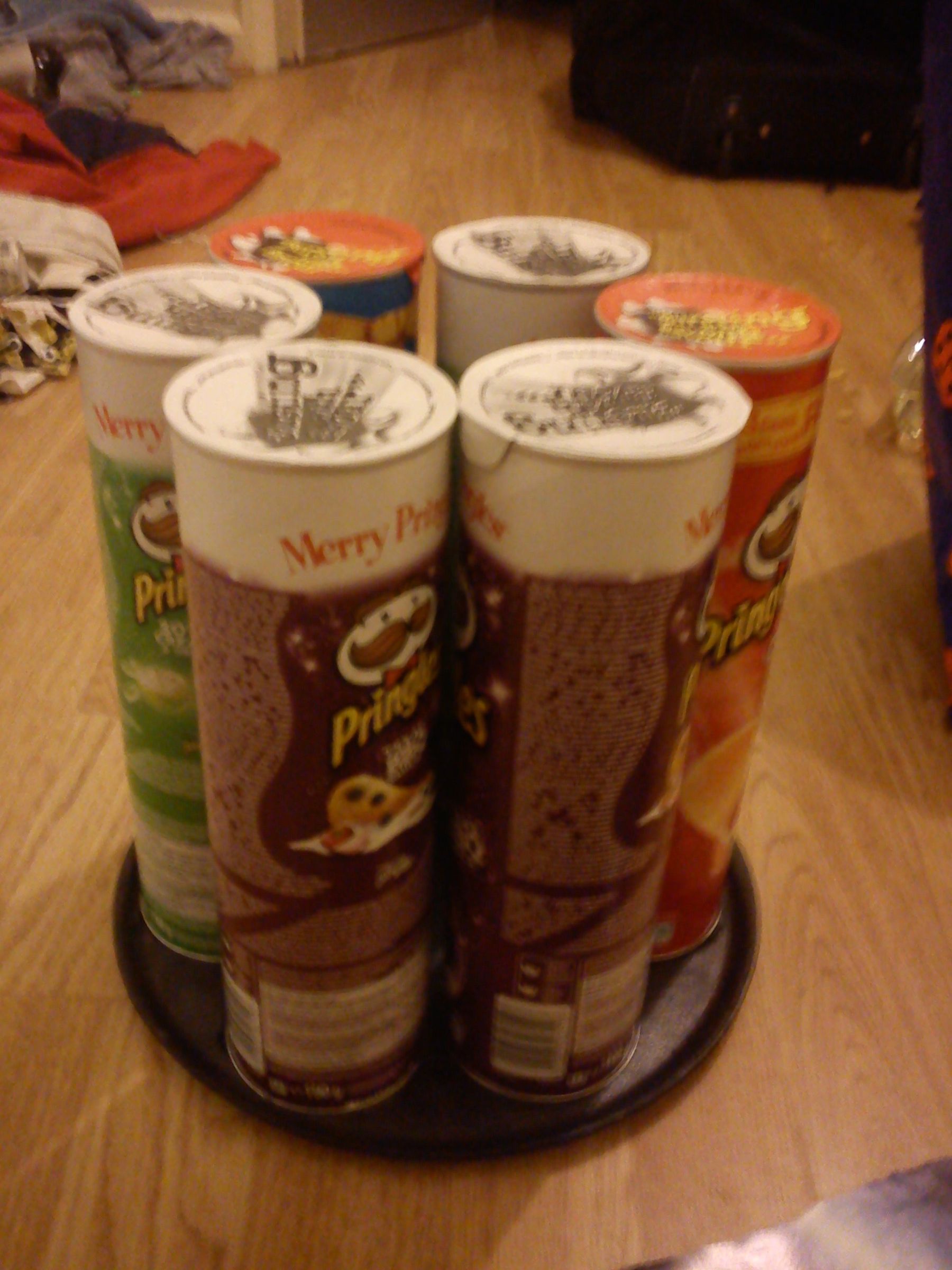 Pringle Coffee Table : 9 Steps - Instructables