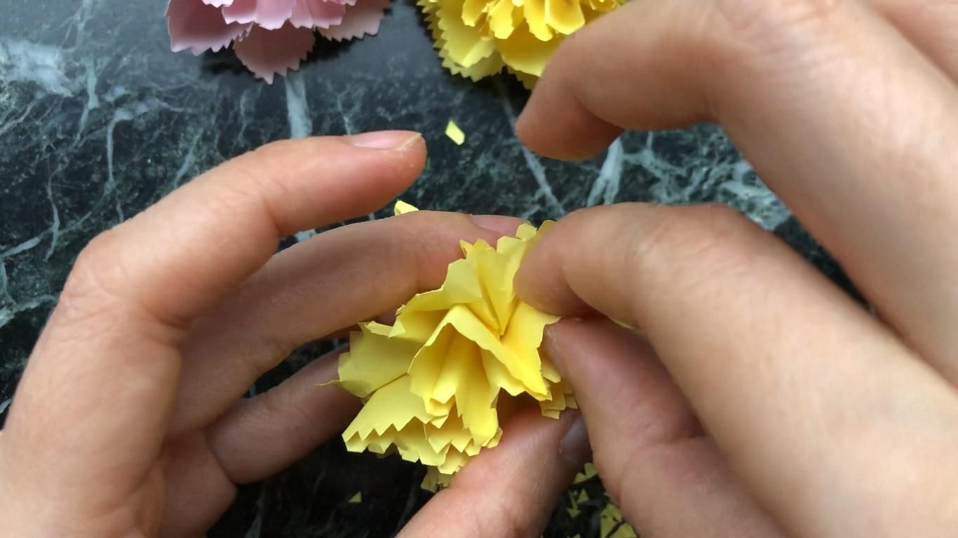 Easy Origami Carnation Flower : 5 Steps (with Pictures) - Instructables