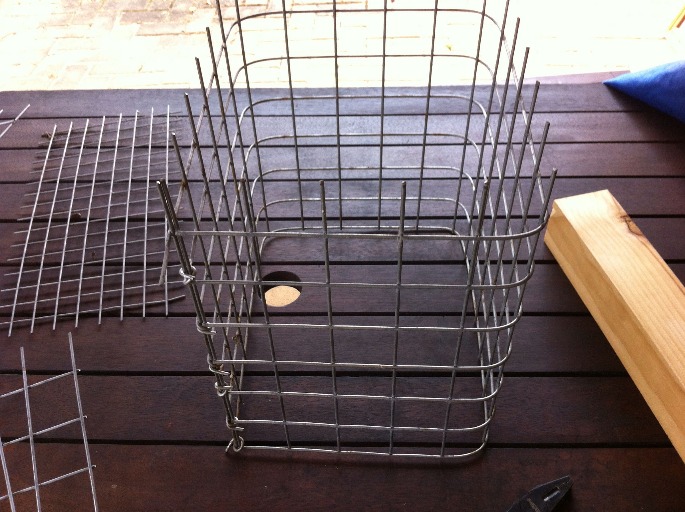 Wire Frame Bike Pannier : 8 Steps - Instructables