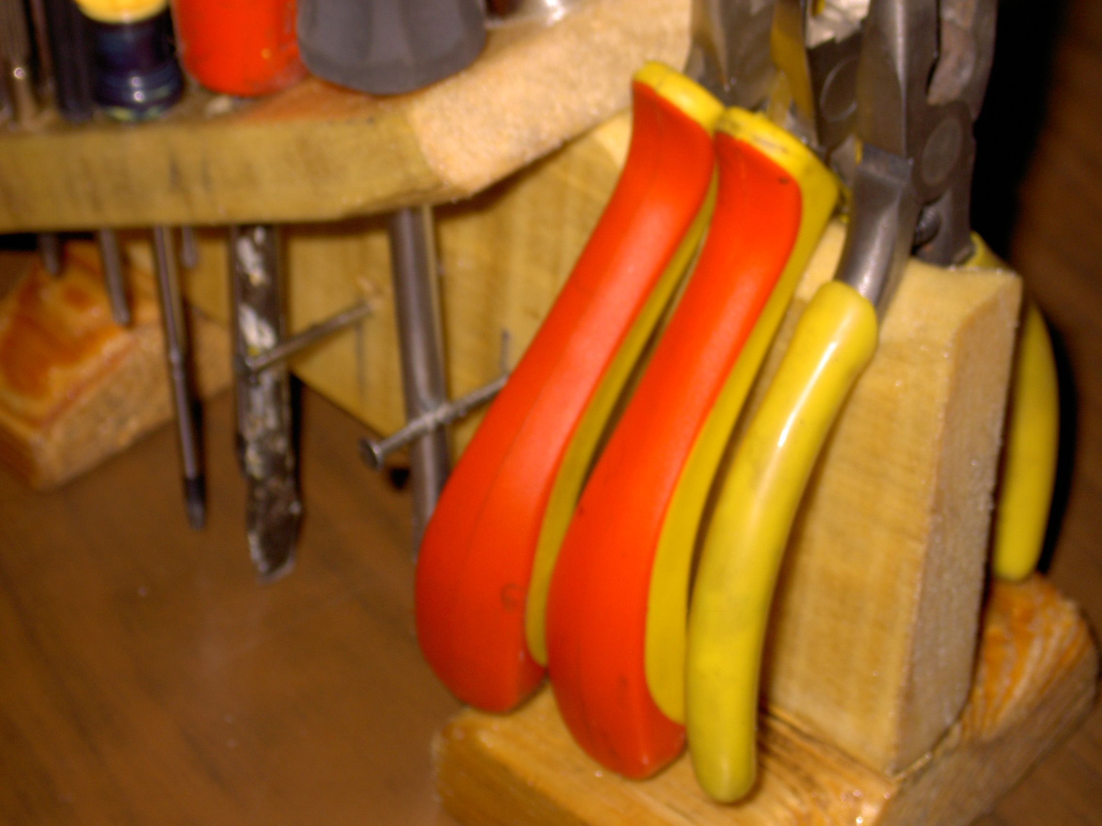 Bench Tools Organizer : 8 Steps - Instructables