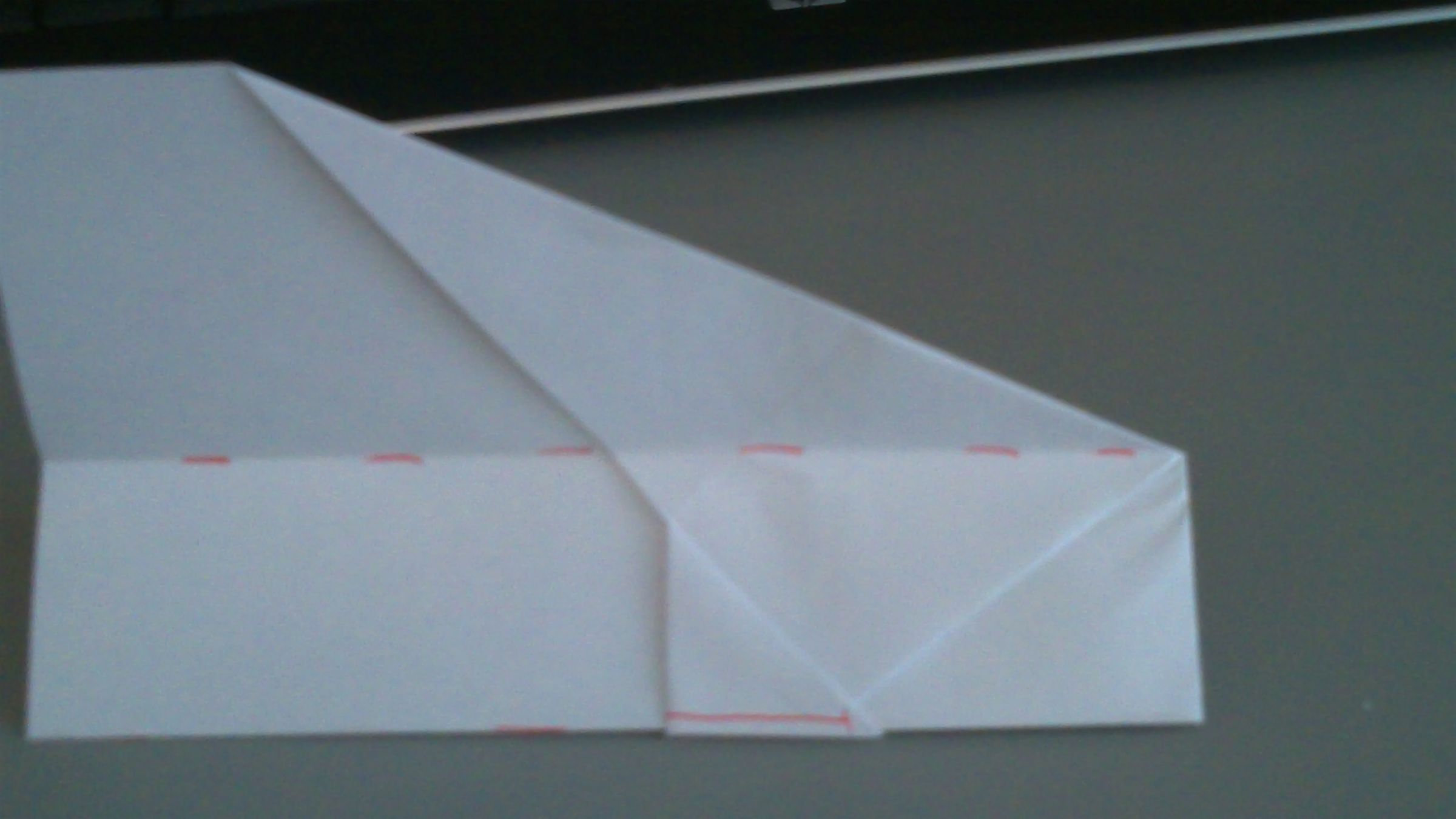 Long Distance Paper Airplane - Instructables