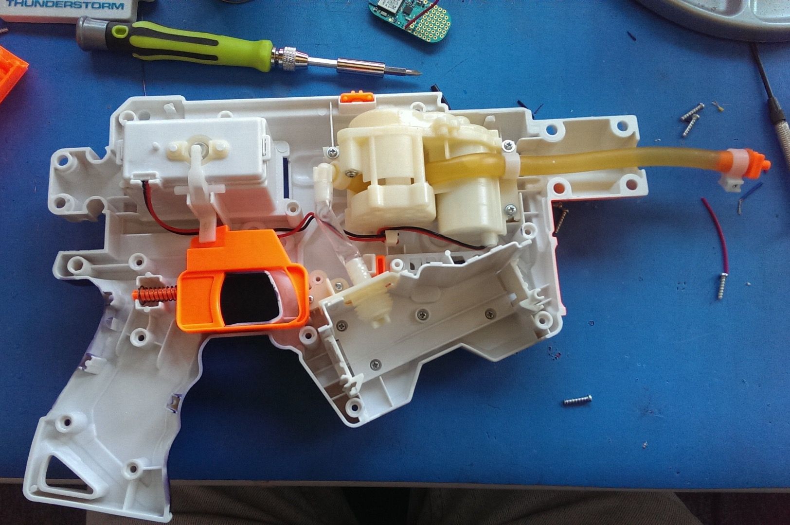 Water Squirting, Twitter Enabled Intruder Detector! : 11 Steps (with ...