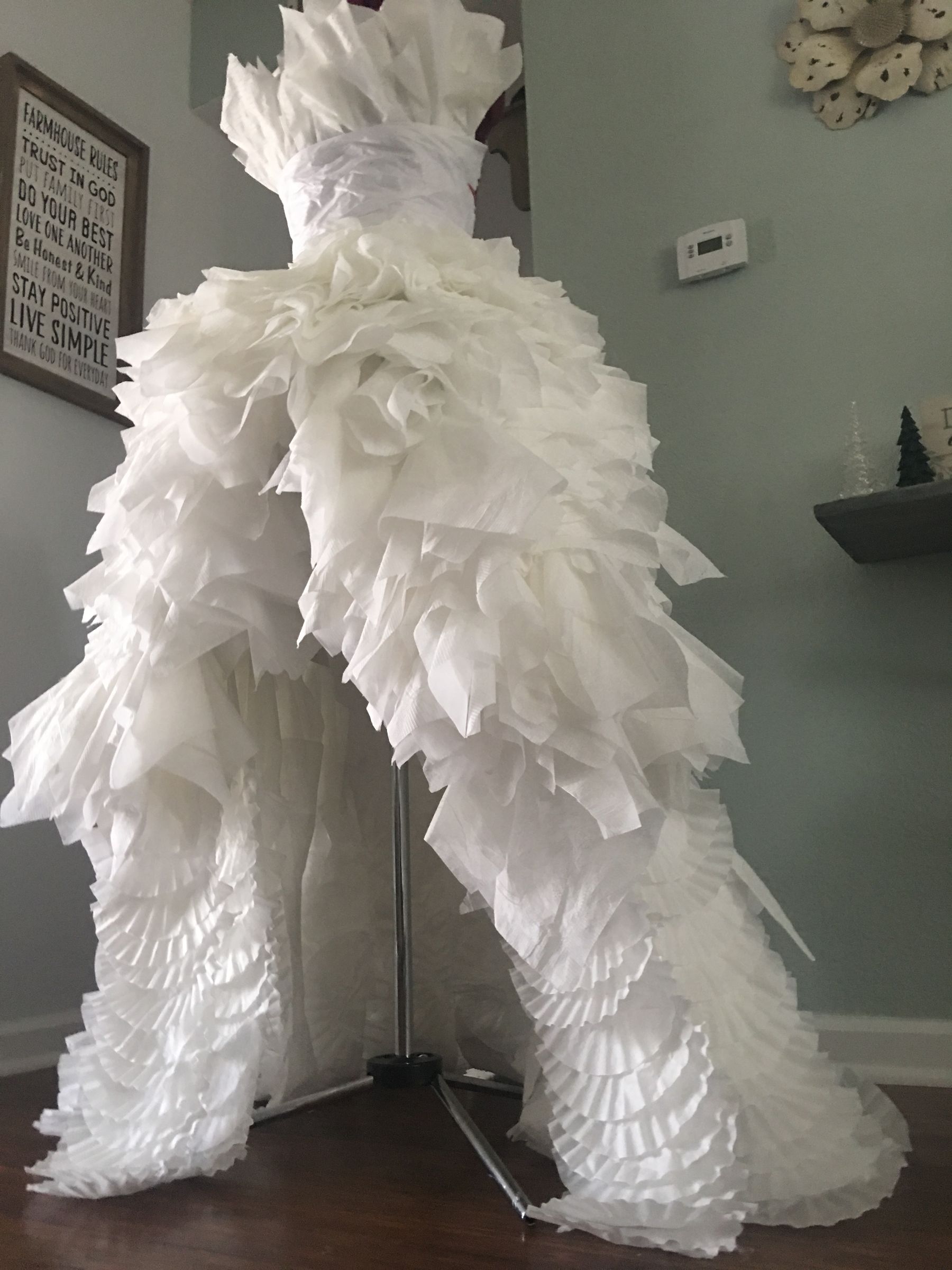 Winter Wonderland Tiered Paper Gown Dress : 21 Steps (with Pictures ...