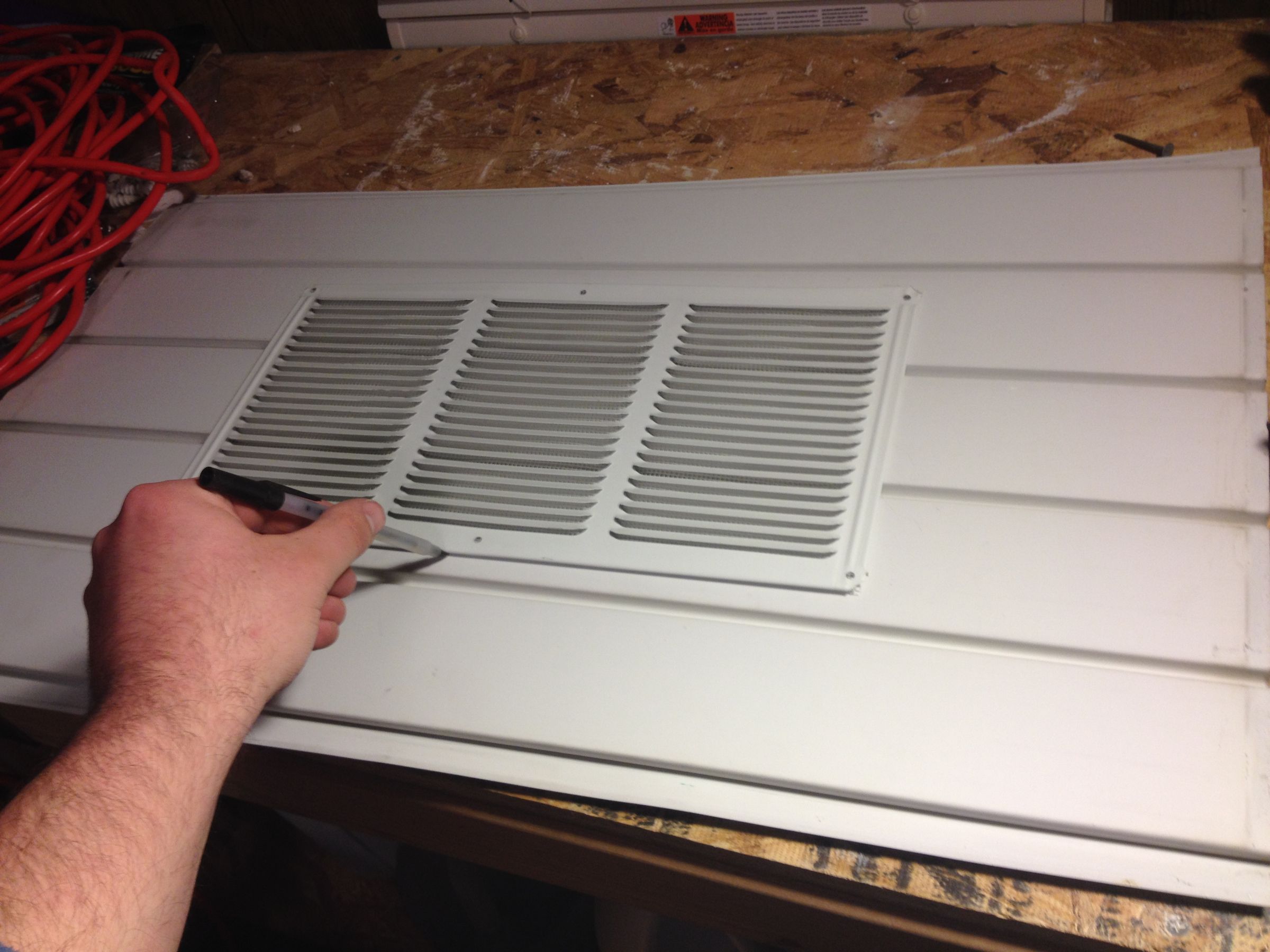 Simple Soffit Vent Installation : 7 Steps - Instructables