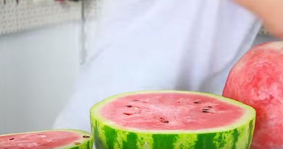 SUPER EASY WATERMELON TRICK ! ? Tutorial : 4 Steps - Instructables