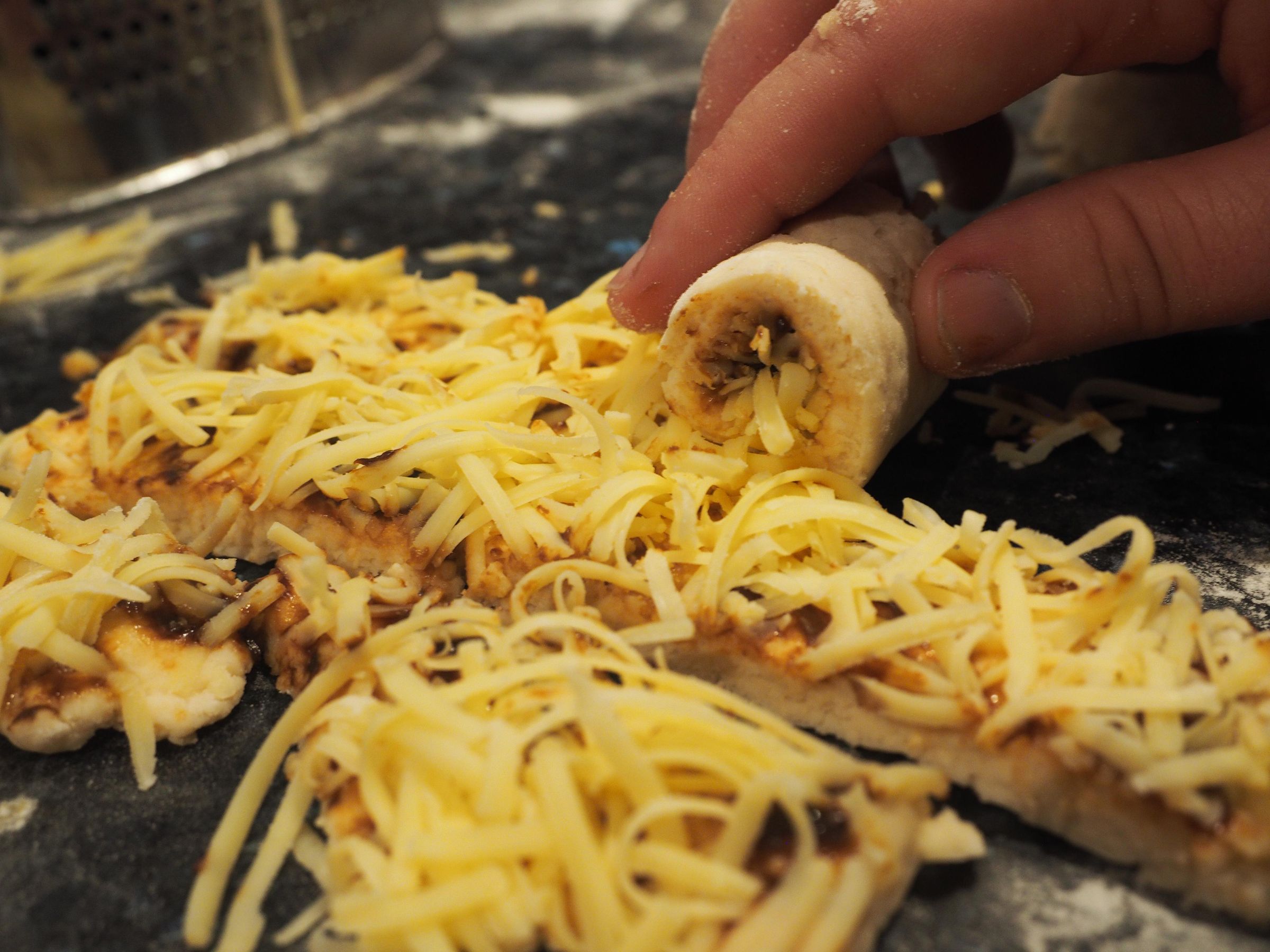 Quick Cheesymite Scrolls + Choc Hazelnut Scrolls : 8 Steps - Instructables