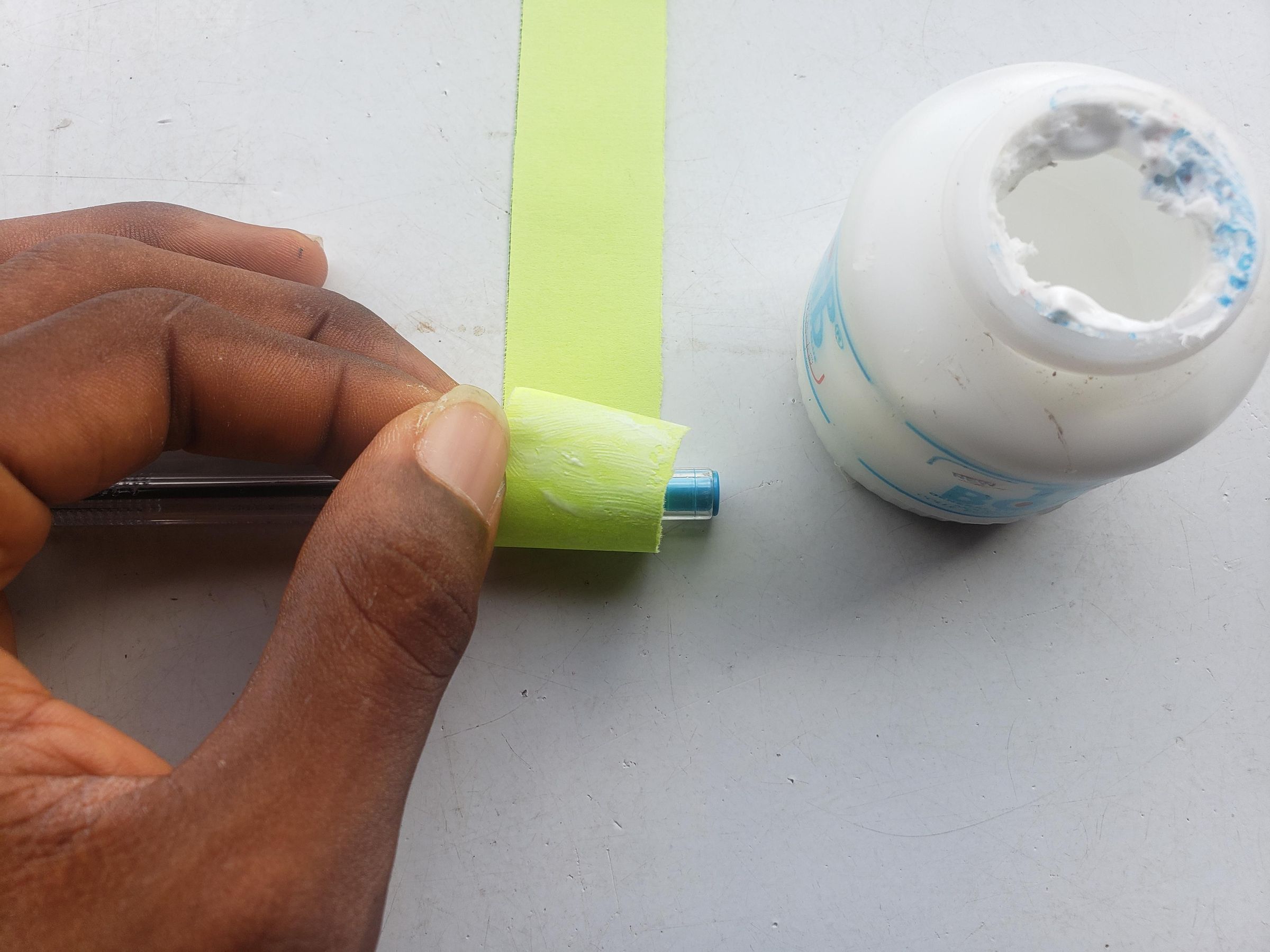 Super Simple DIY Fun Paper Wriggling Caterpillar. : 10 Steps (with ...