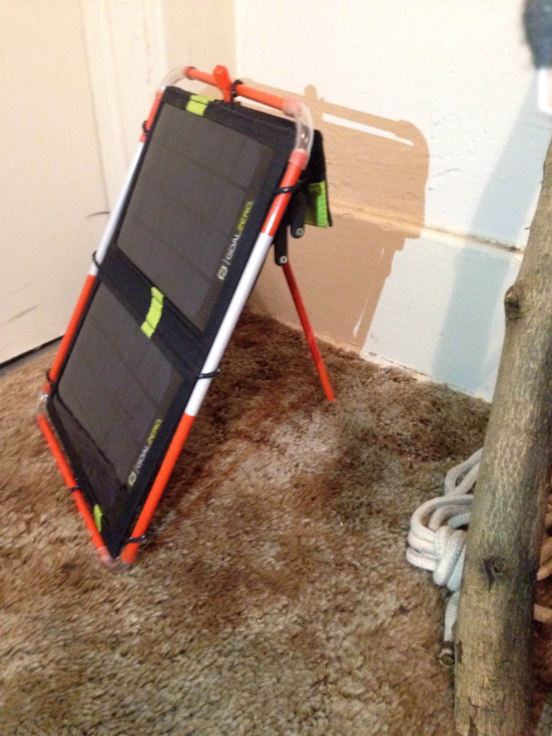 Goal Zero Nomad Solar Panel Frame : 4 Steps - Instructables