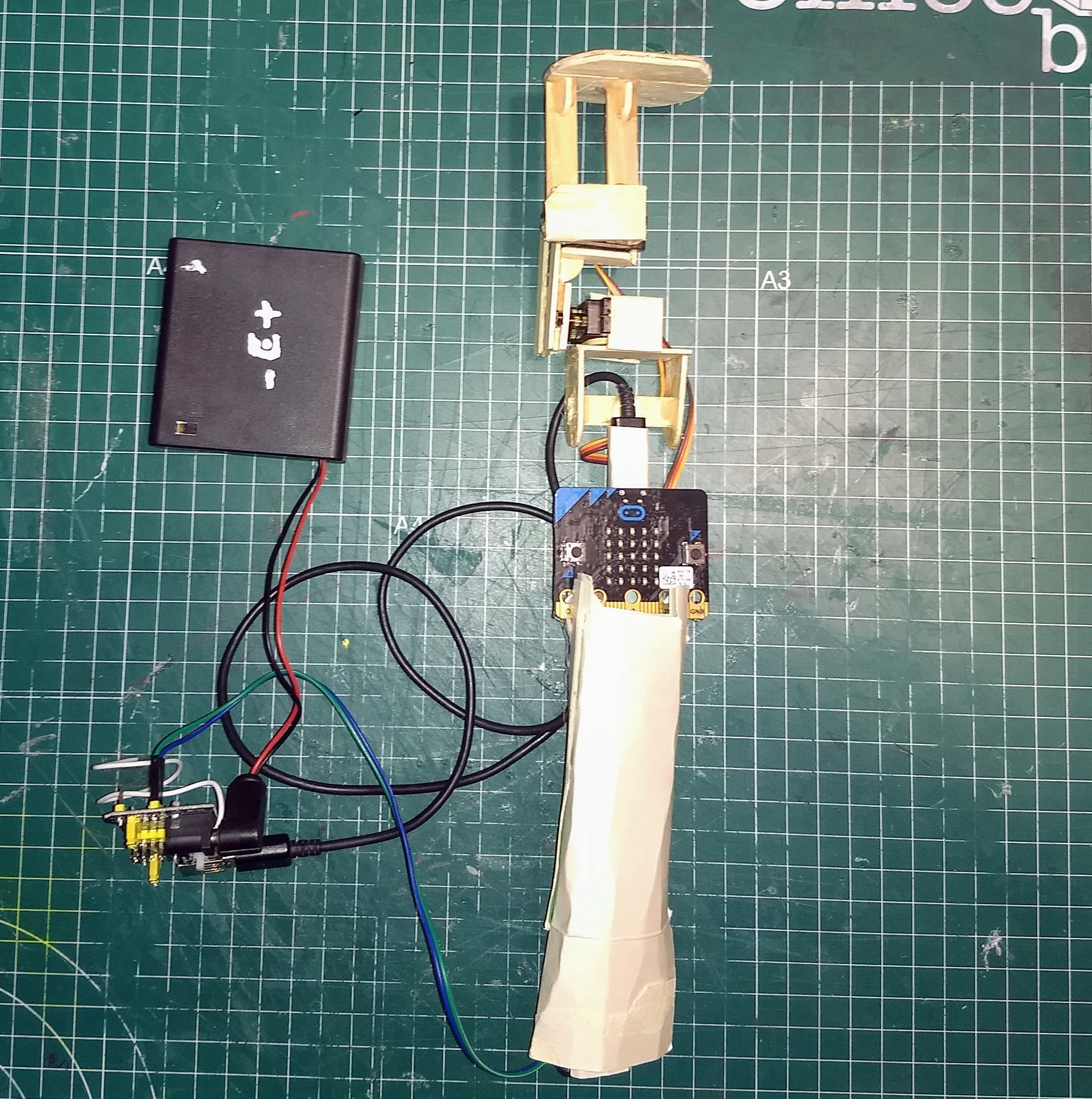 Simple Gimbal With Micro:bit and 2 Servos : 4 Steps - Instructables