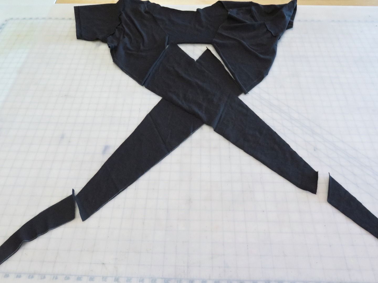Turn a T-Shirt Into a Wrap Shirt : 9 Steps (with Pictures) - Instructables