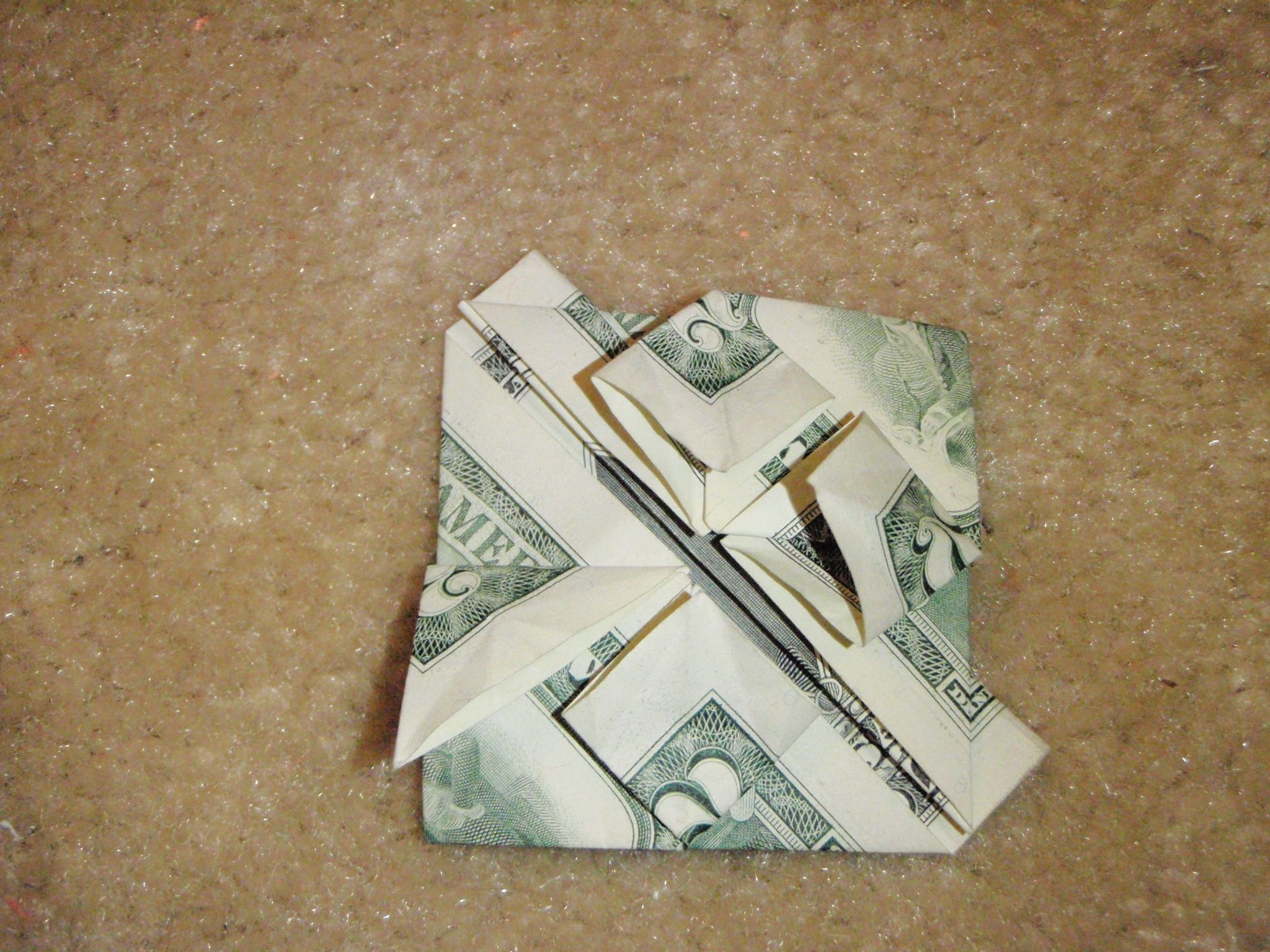 Dollar Bill Origami Heart : 8 Steps (with Pictures) - Instructables