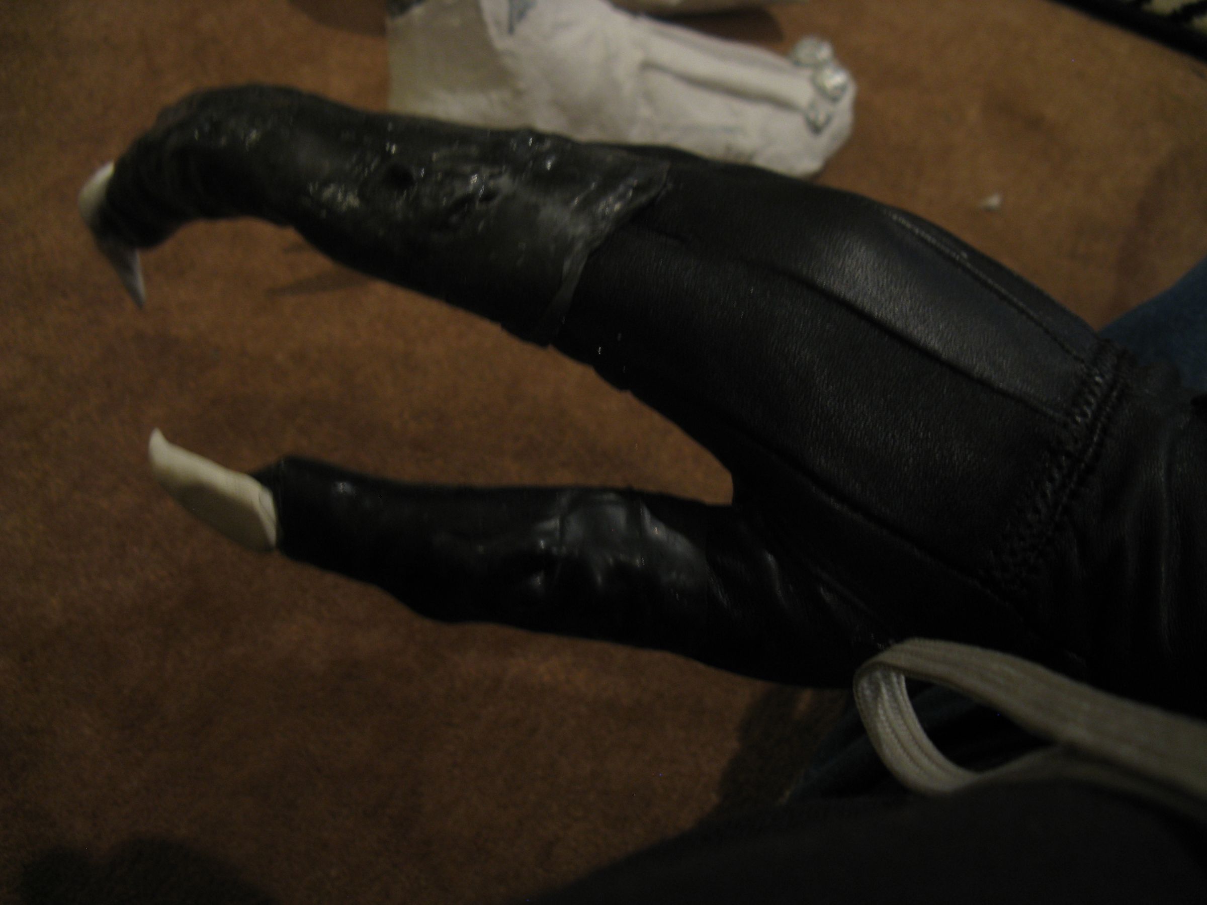 Alien Warrior Costume From Aliens : 8 Steps - Instructables