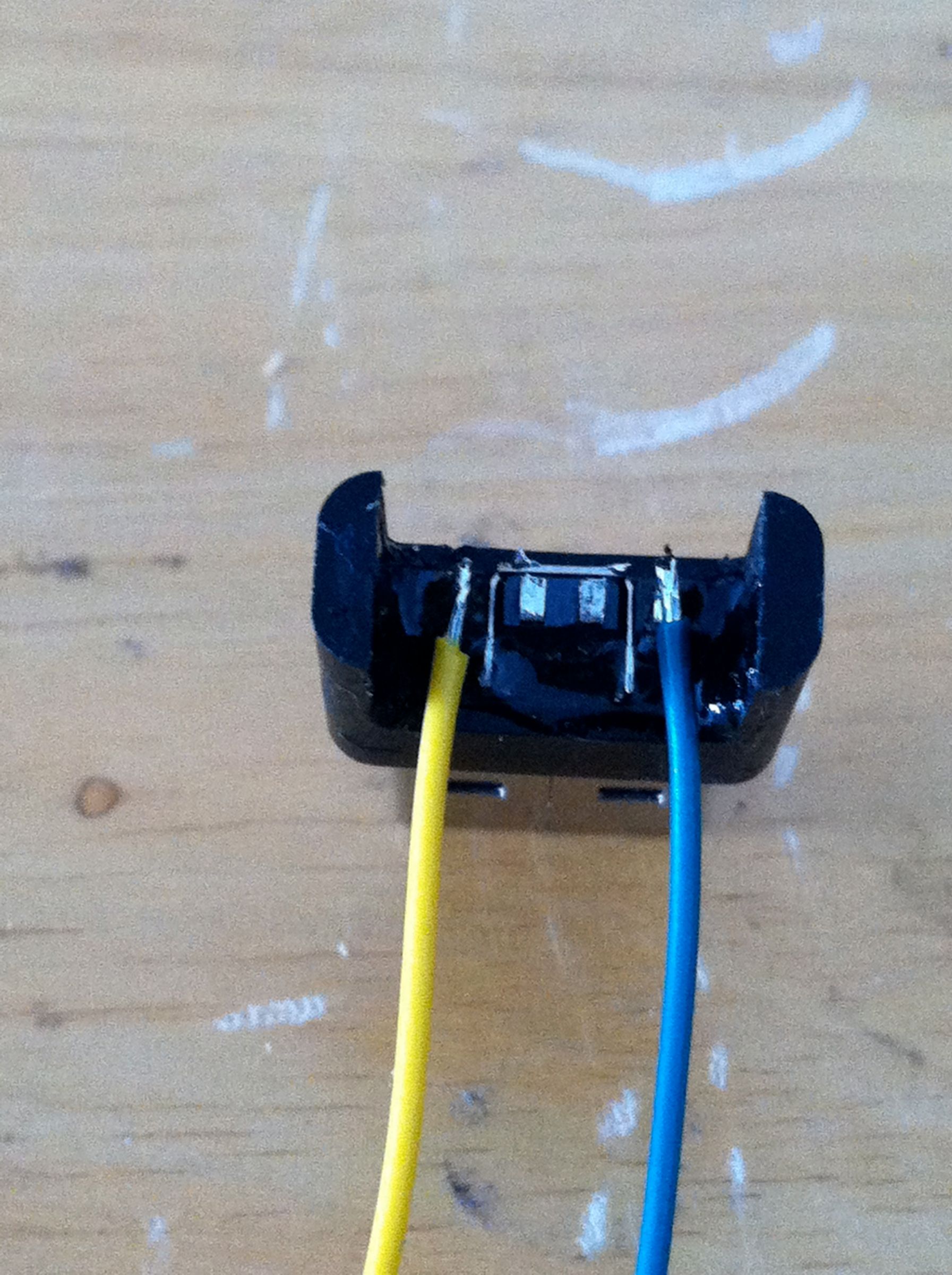 USB-Rechargable Laser Pointer : 9 Steps - Instructables