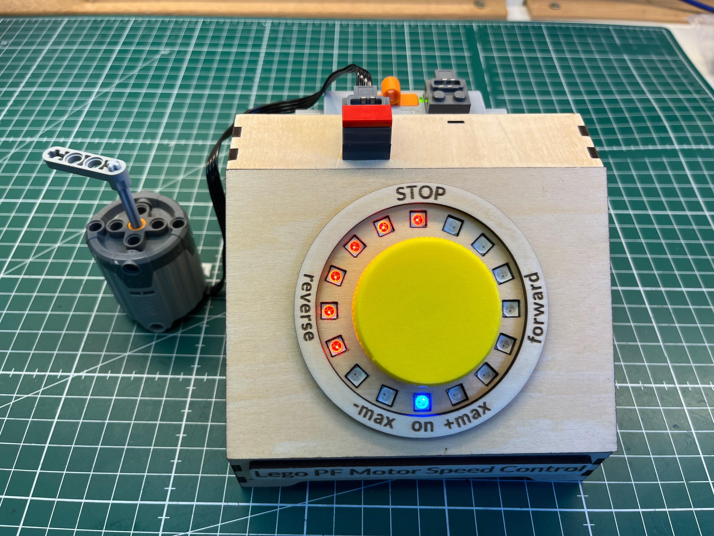 Lego Power Function (PF) Motor Speed Controller With a 16 LED Neopixel ...