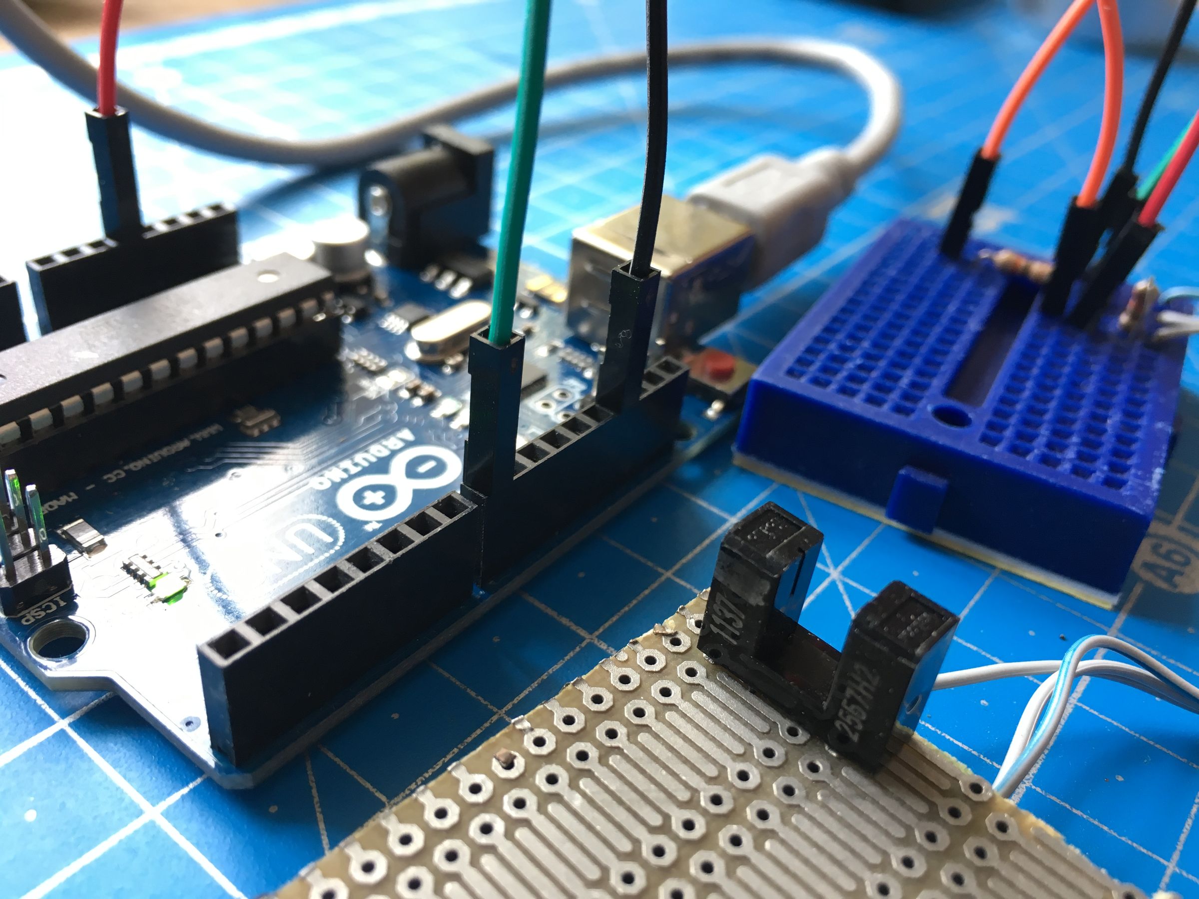 Photomicrosensor to Arduino : 4 Steps - Instructables