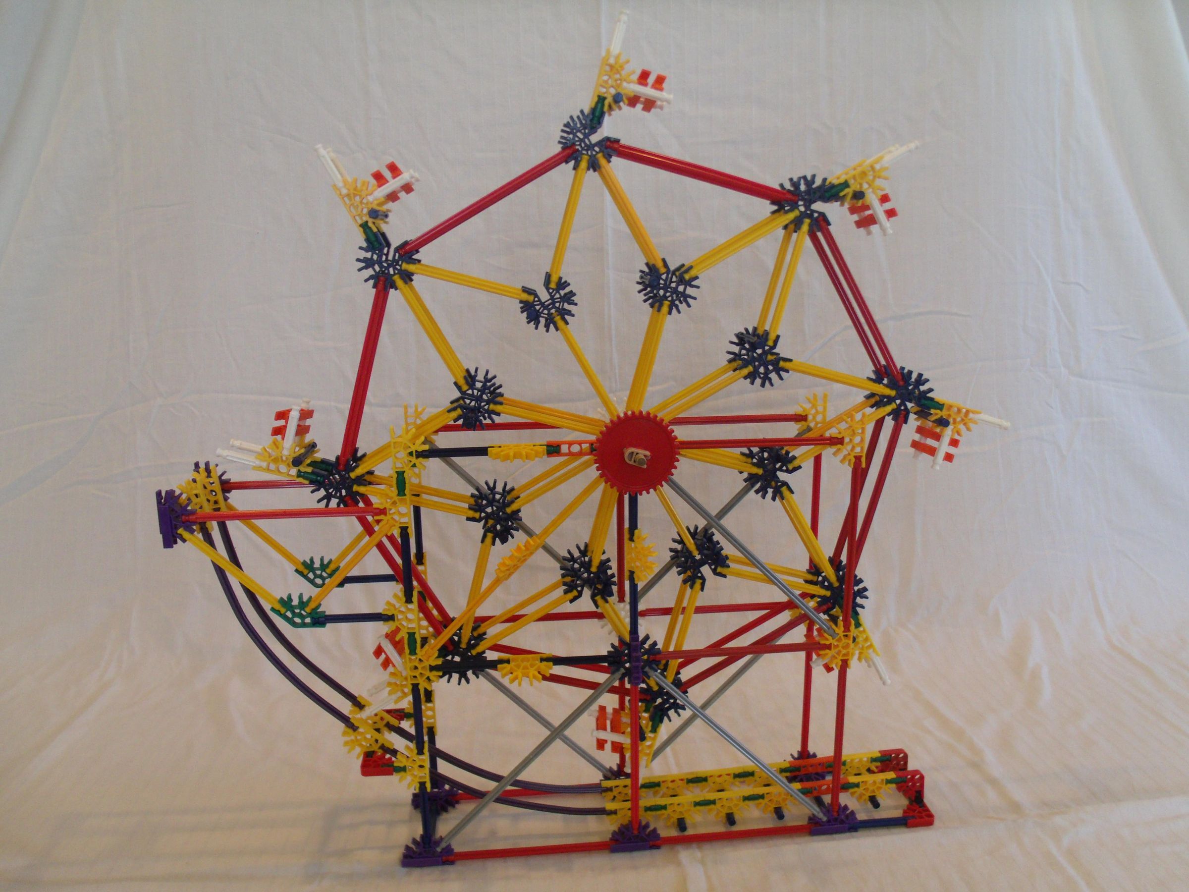 K'nex Ferris Wheel Ball Lift : 6 Steps - Instructables