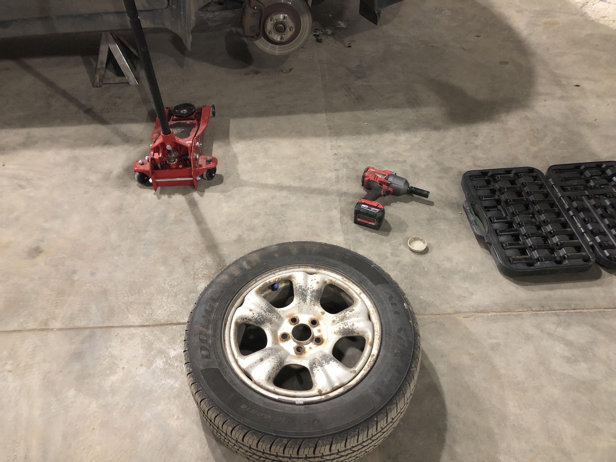 How to Paint Rims at Home : 7 Steps - Instructables