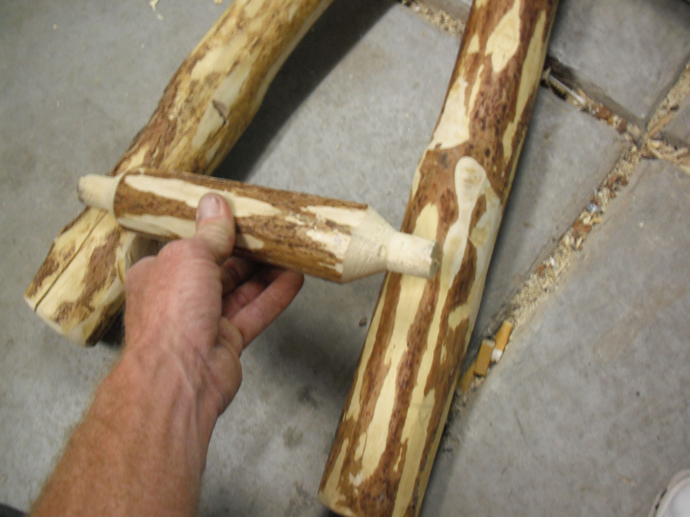 How to Build a Custom Pine Log Table : 7 Steps - Instructables