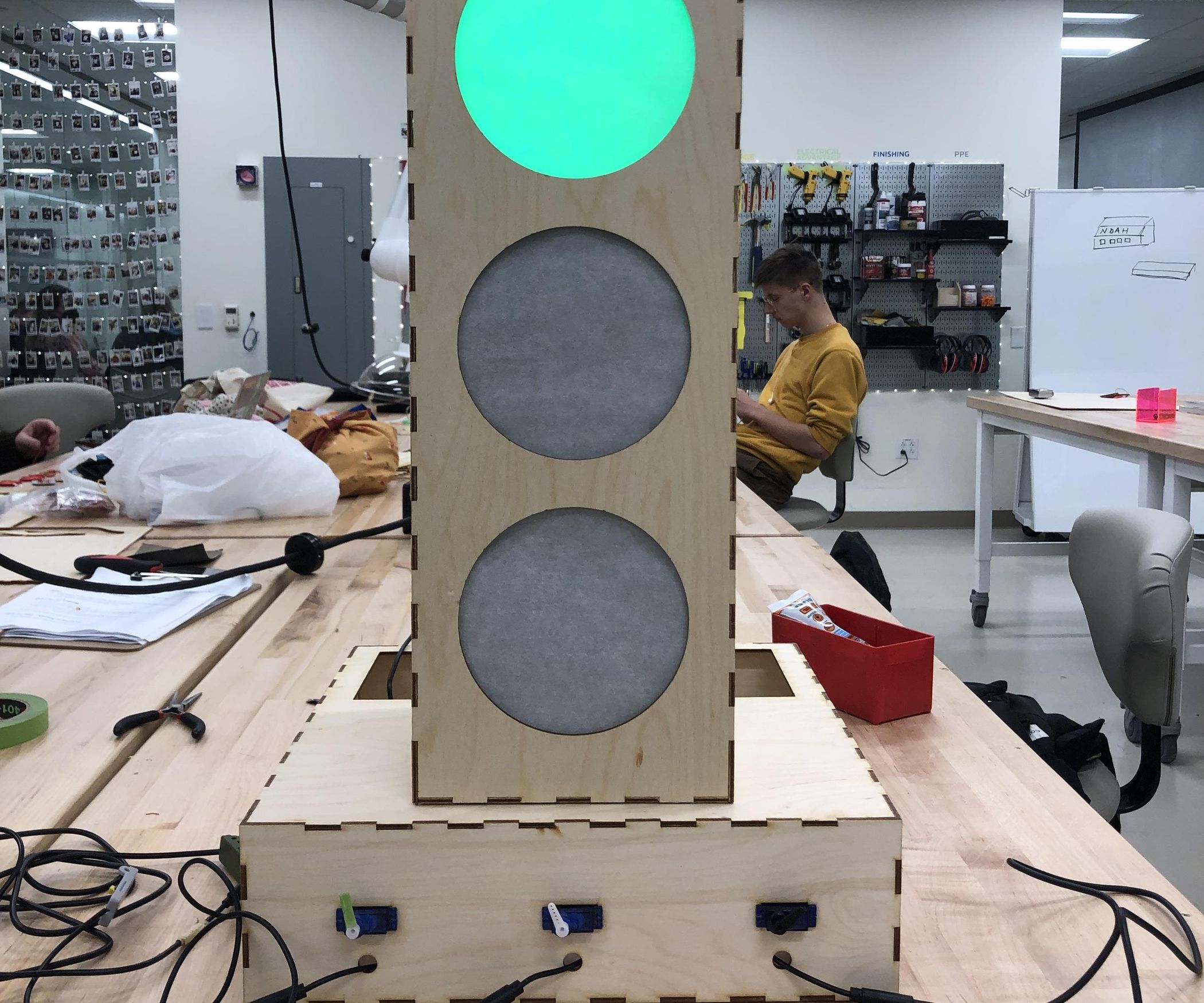 Low Mobility Red-Light-Green-Light : 6 Steps - Instructables