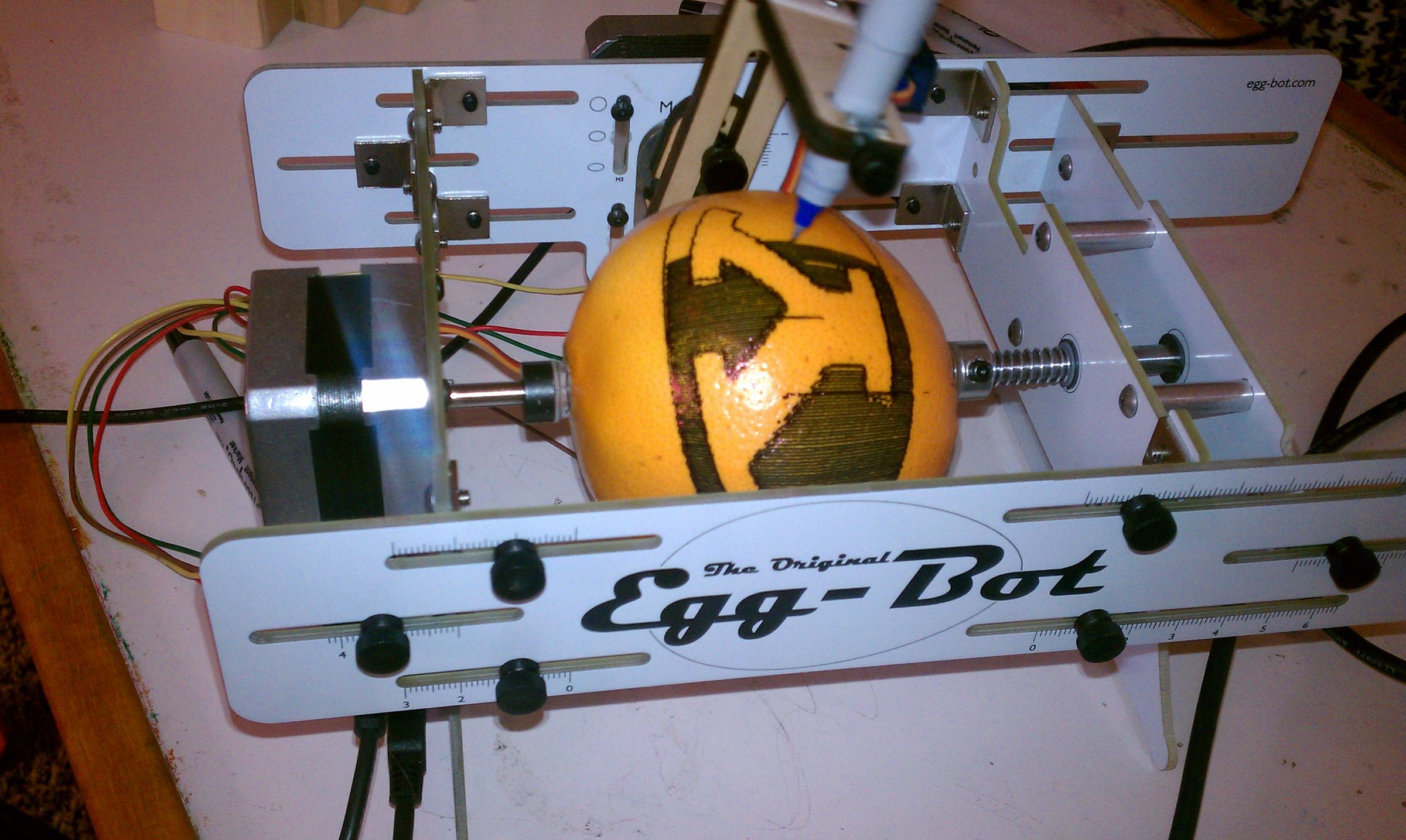 Egg-bot Creations and Tips : 4 Steps - Instructables