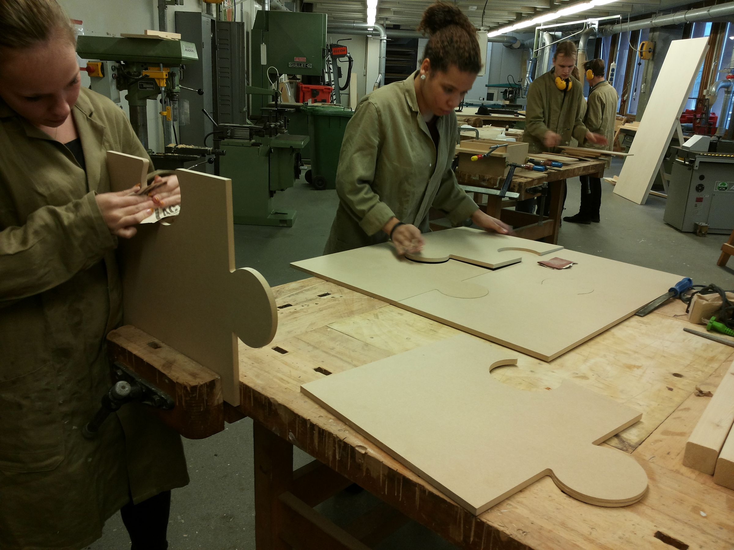 Puzzle Table - Instructables