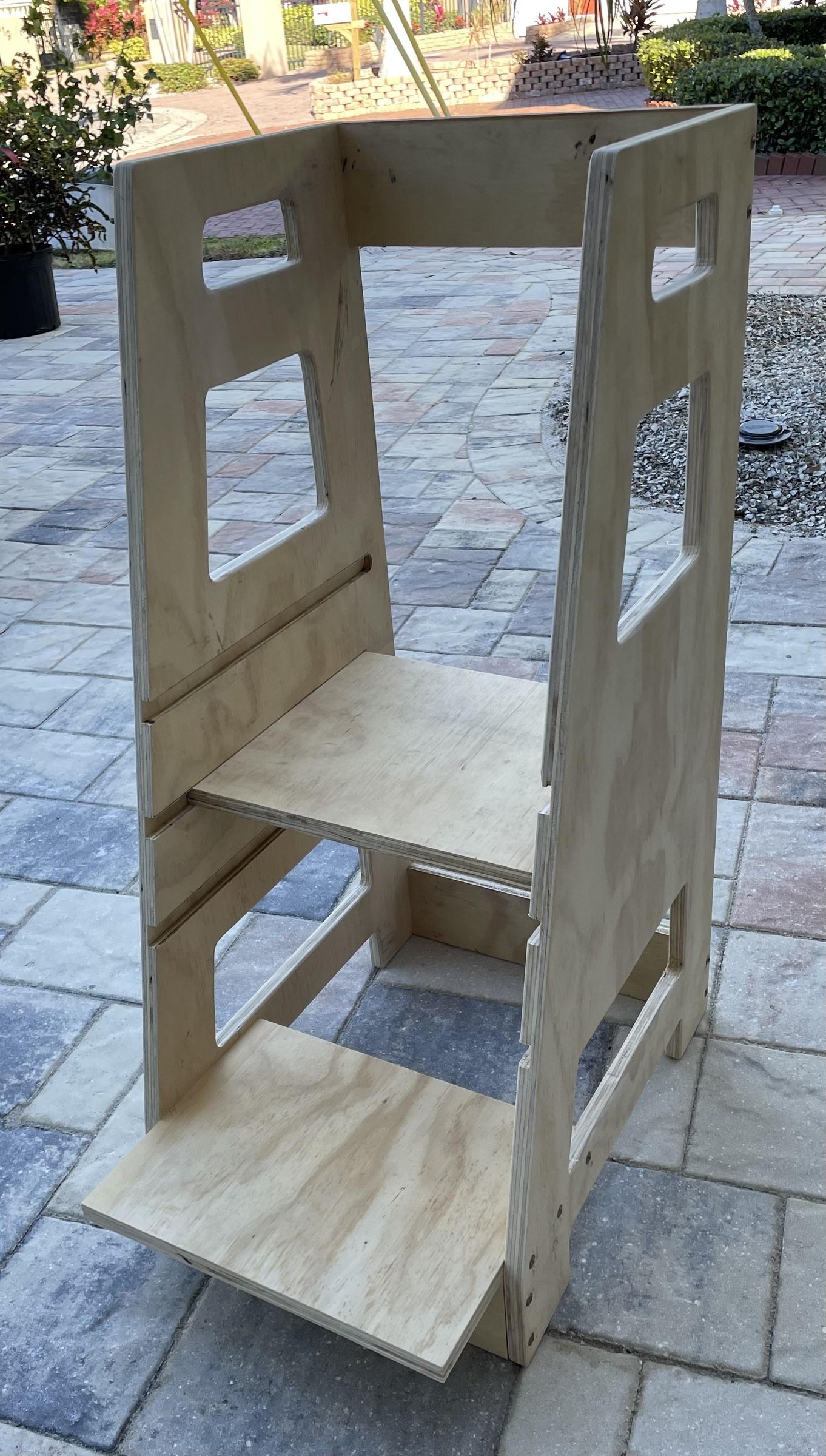 TODDLER STEP / MOTHER'S HELPER STOOL : 9 Steps (with Pictures ...
