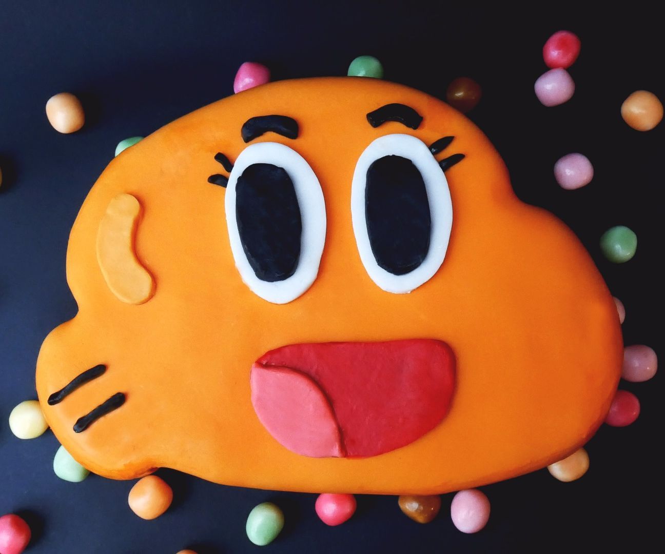 The Amazing World of Gumball - Darwin Cake - Chocolate Cake : 4 Steps ...
