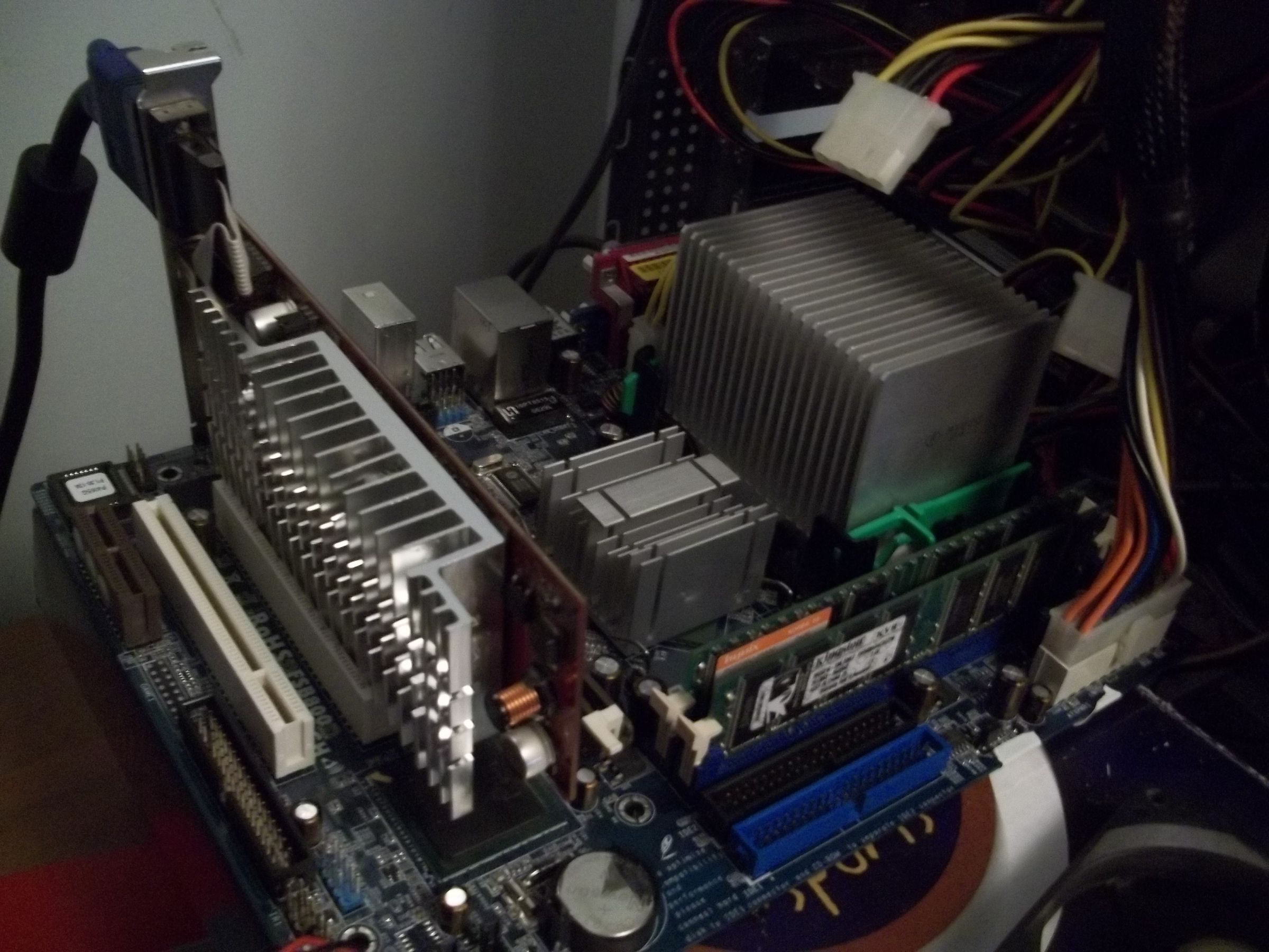 How to Fix Burnt Traces on a PC Motherboard : 4 Steps - Instructables